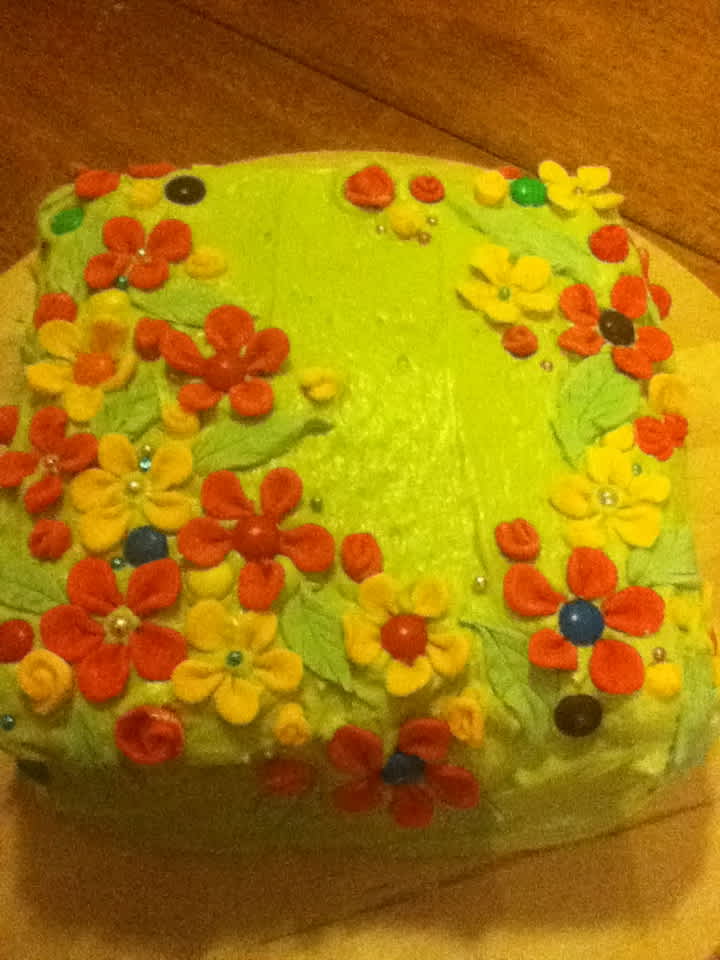 Magnolia Bakery's Vanilla Birthday Cake and Frosting Recipe - Food.com