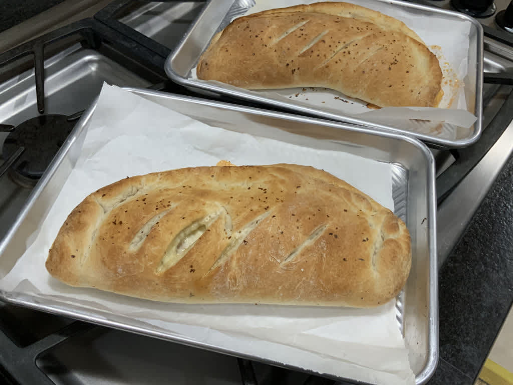 Pizza Dough for Pizza or Calzones (Bread Machine) Recipe - Food.com