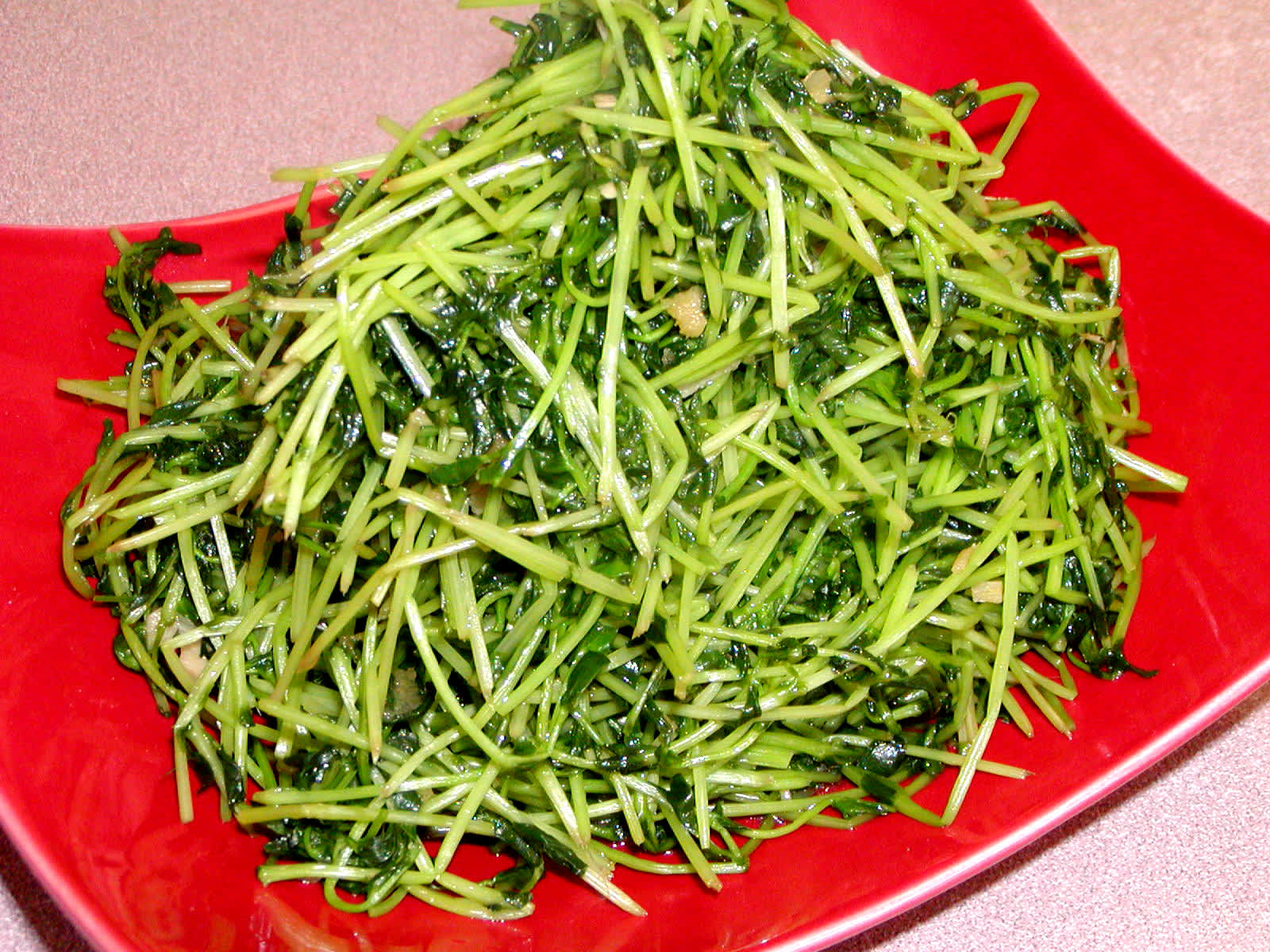 Pea Shoots (Stir-Fried Pea Shoots -- Chow Dau Miu) Recipe - Food.com