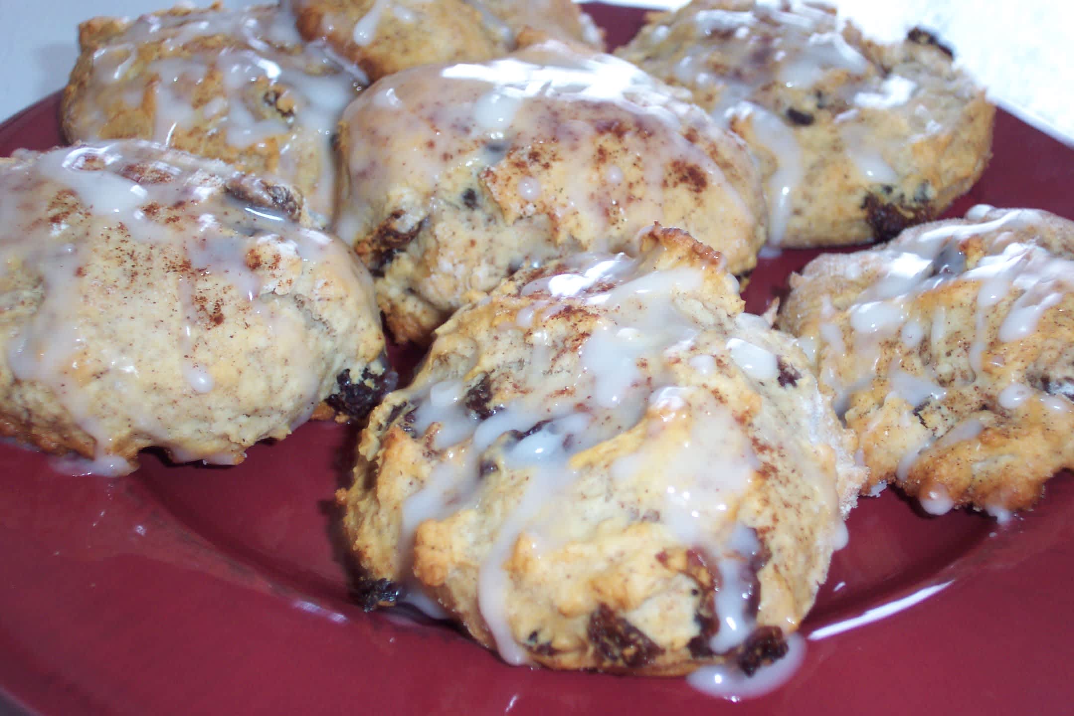 Hardee's Cinnamon Raisin Biscuits Recipe - Food.com