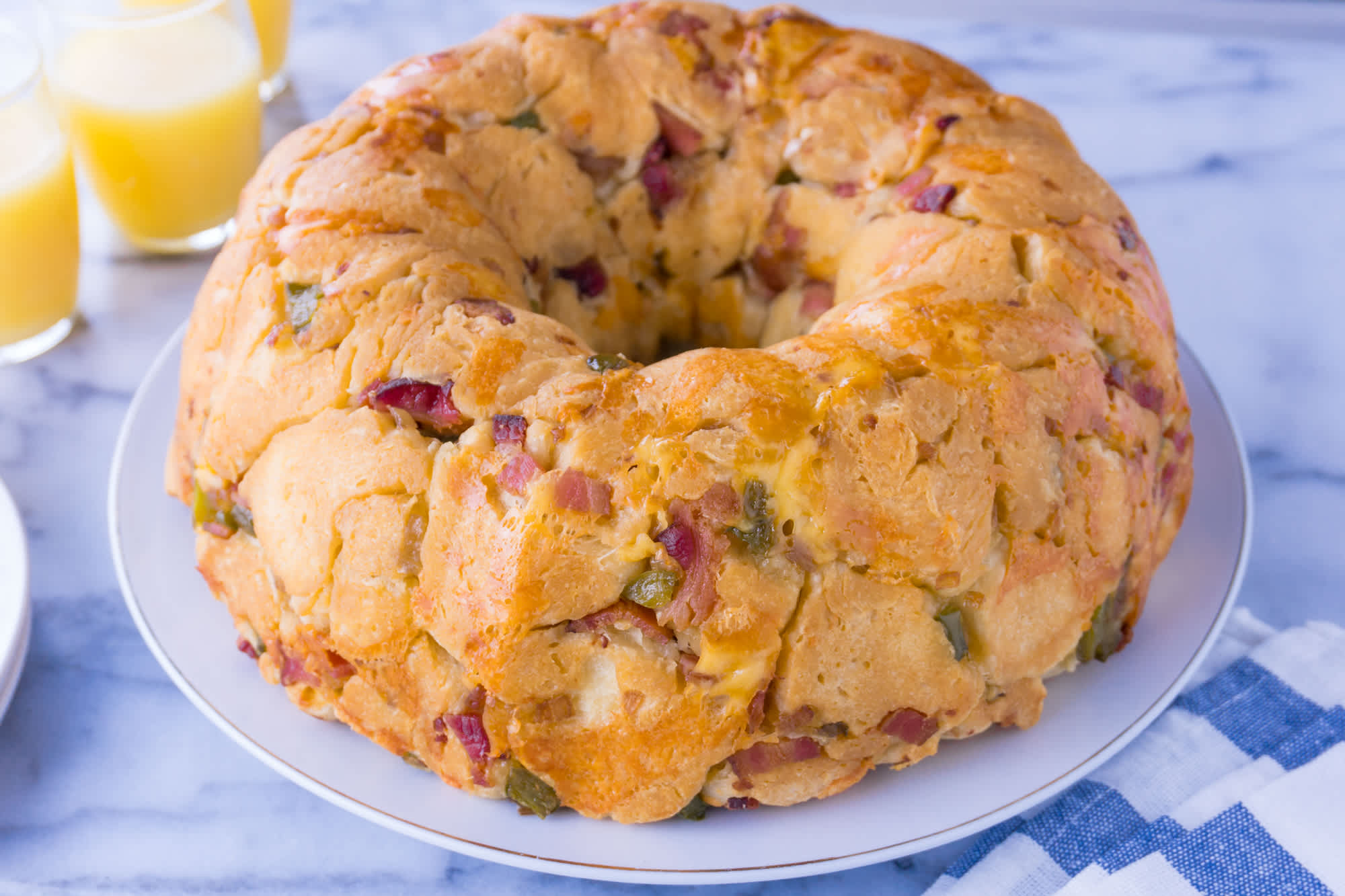 pull apart bacon bread