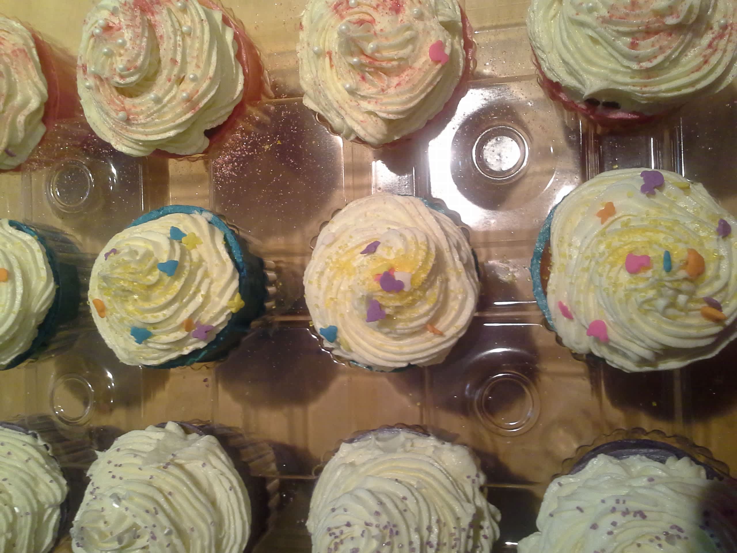 Vanilla Buttercream Frosting Recipe from Sprinkles Cupcakes | How to ...