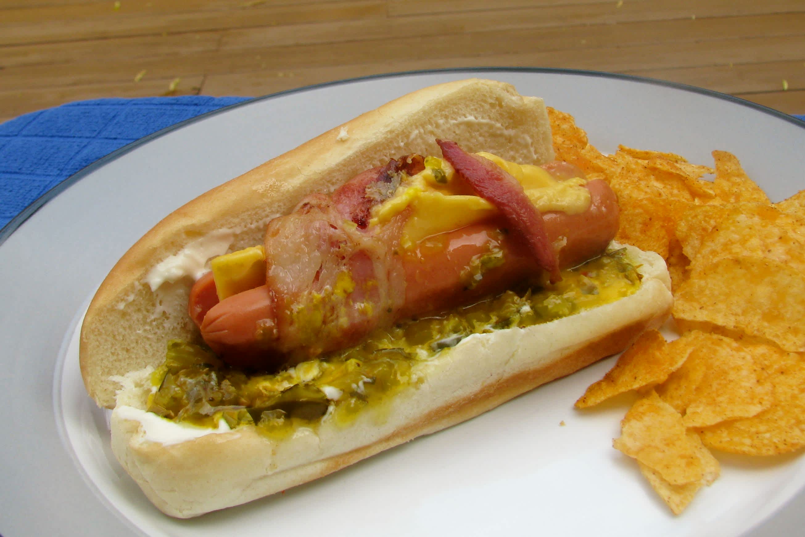 Cheesy Hot Dogs Recipe - Food.com