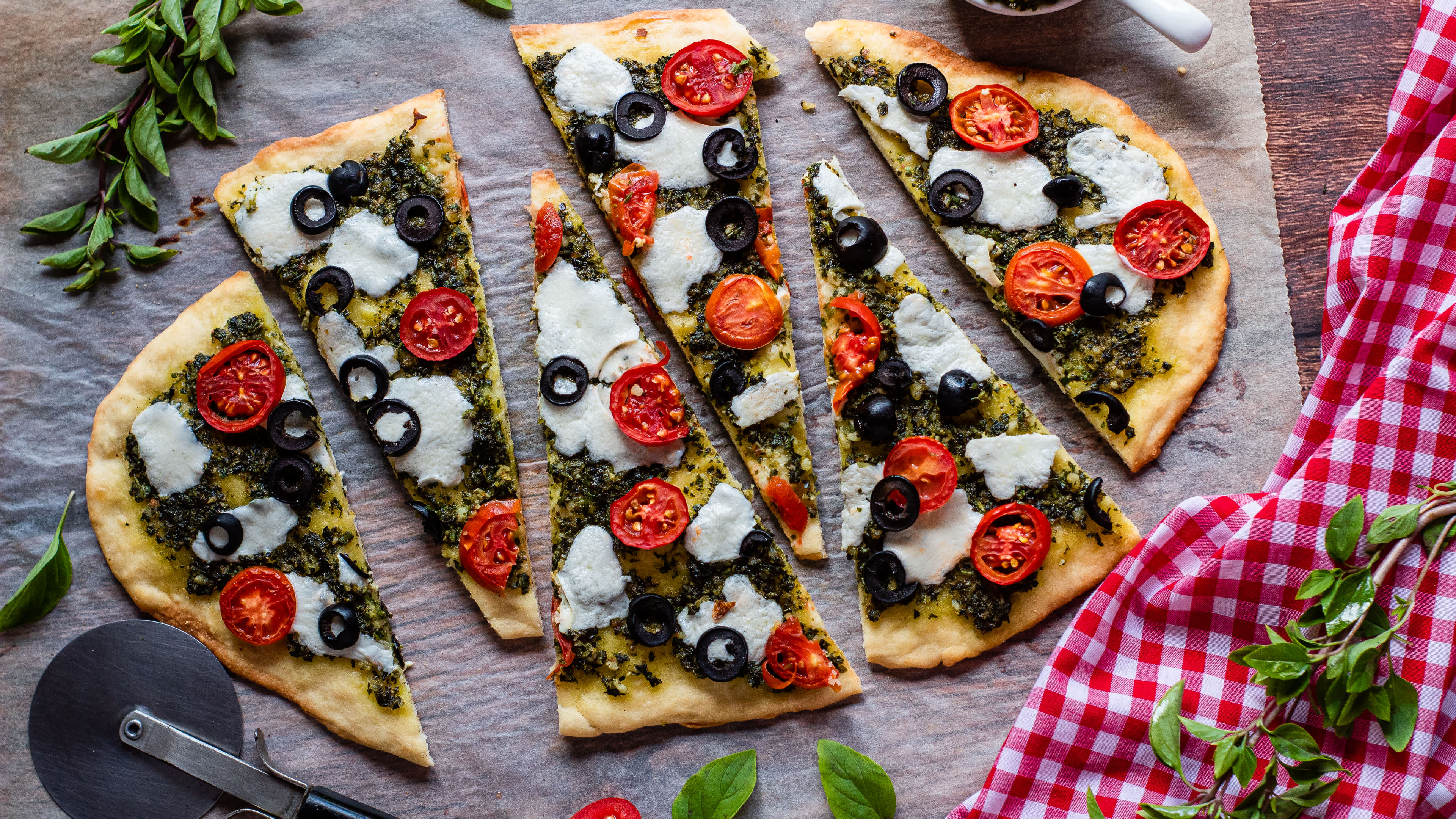 naan flatbread toppings