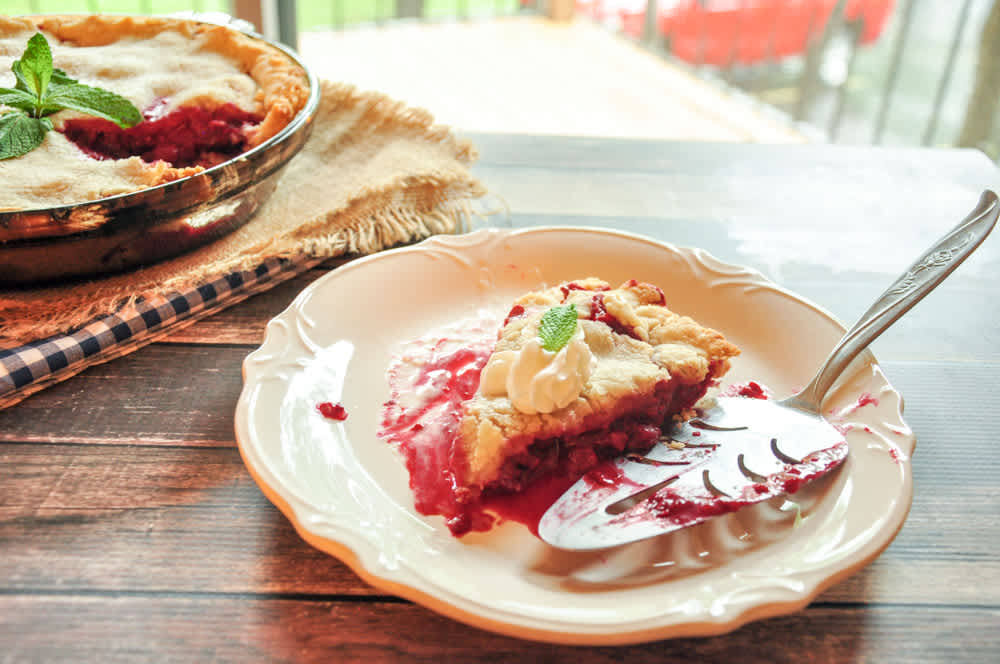 My Mom's Raspberry Pie Filling Recipe - Food.com