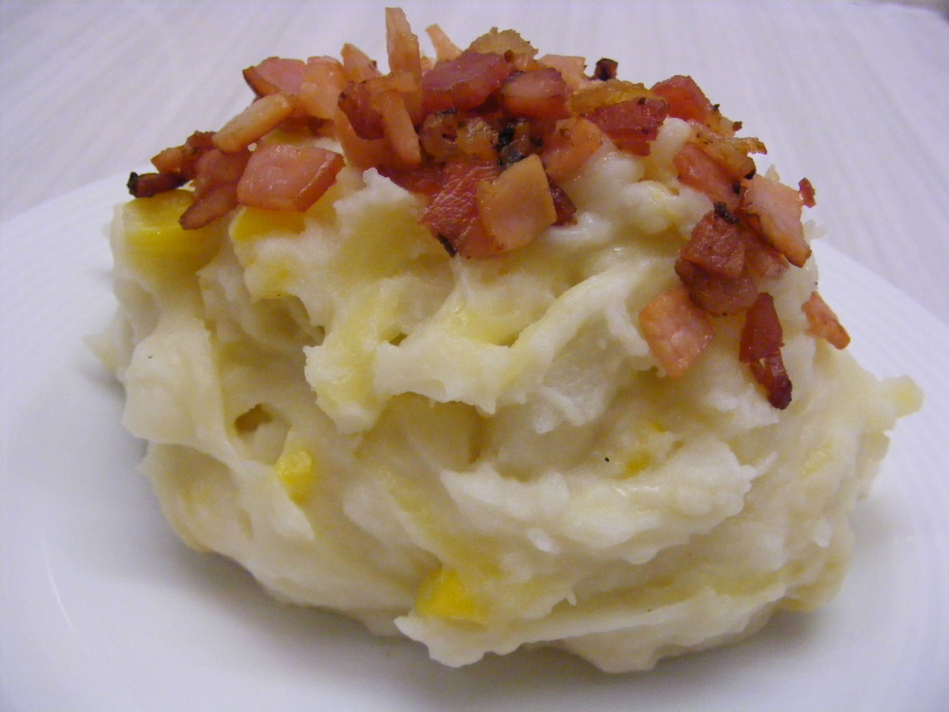 Mashed Potatoes With Corn & Cheese Recipe - Food.com