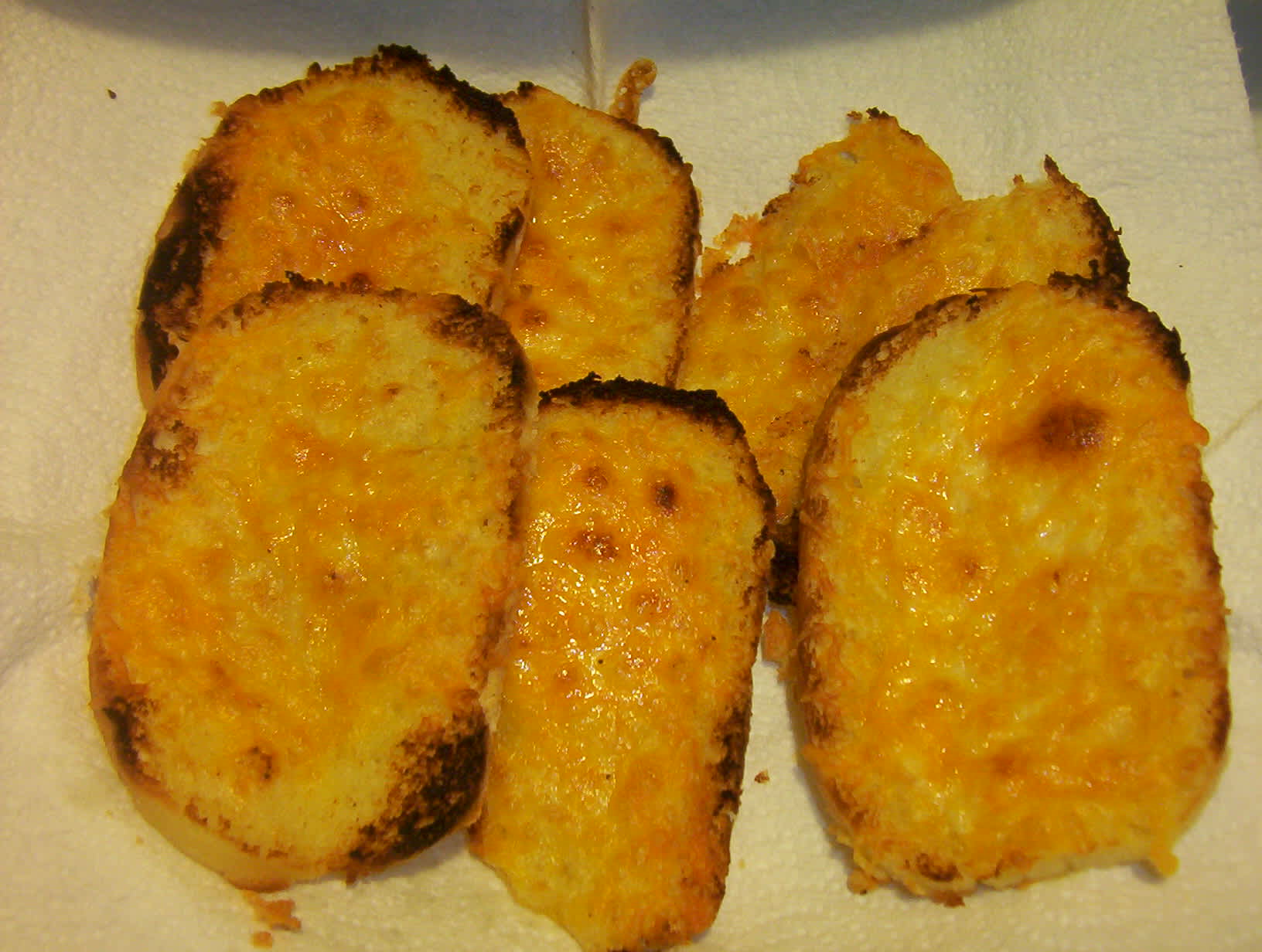 Easy Garlic Cheese Toast Recipe - Food.com