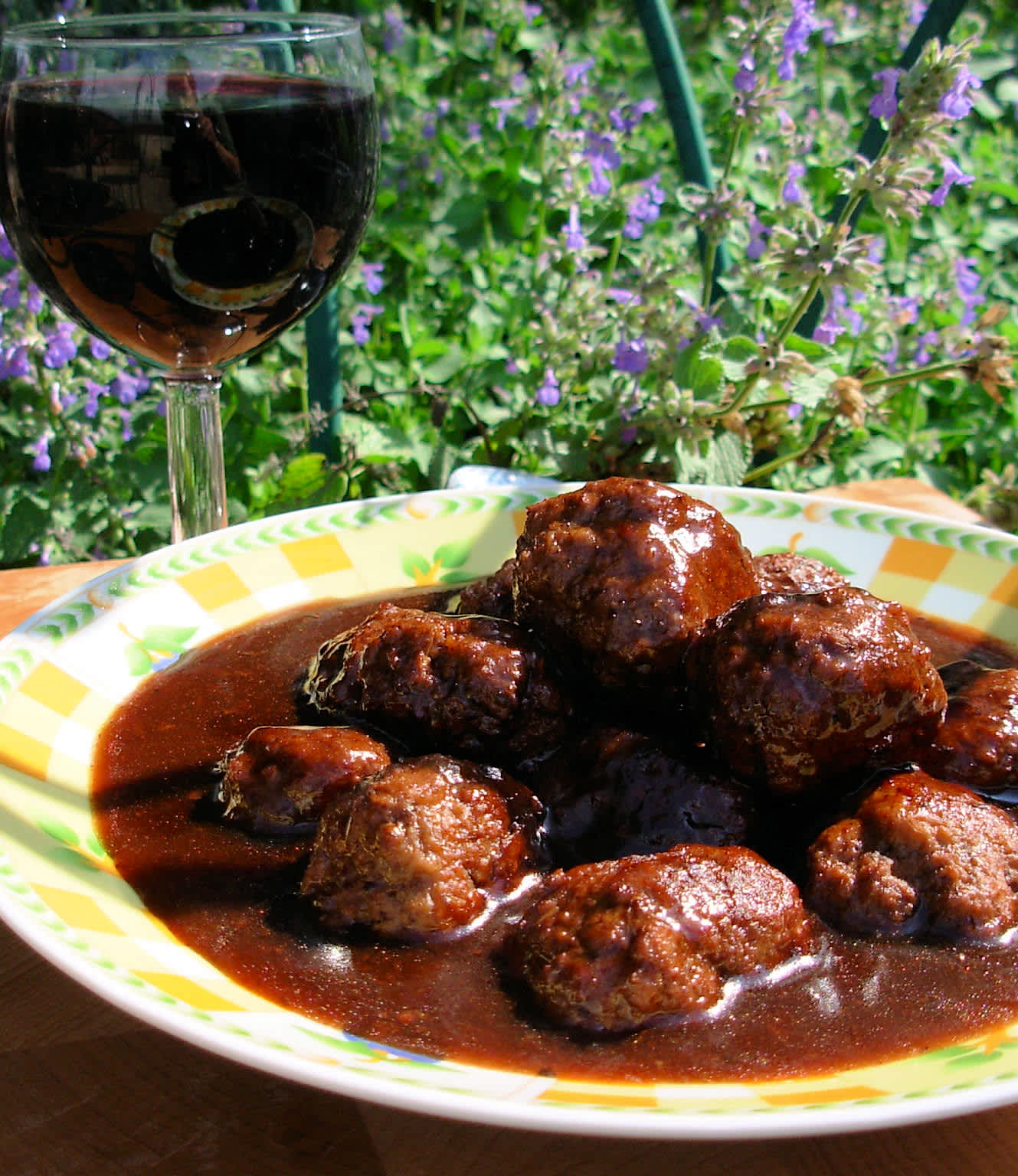 Meatballs in Merlot Recipe - Food.com