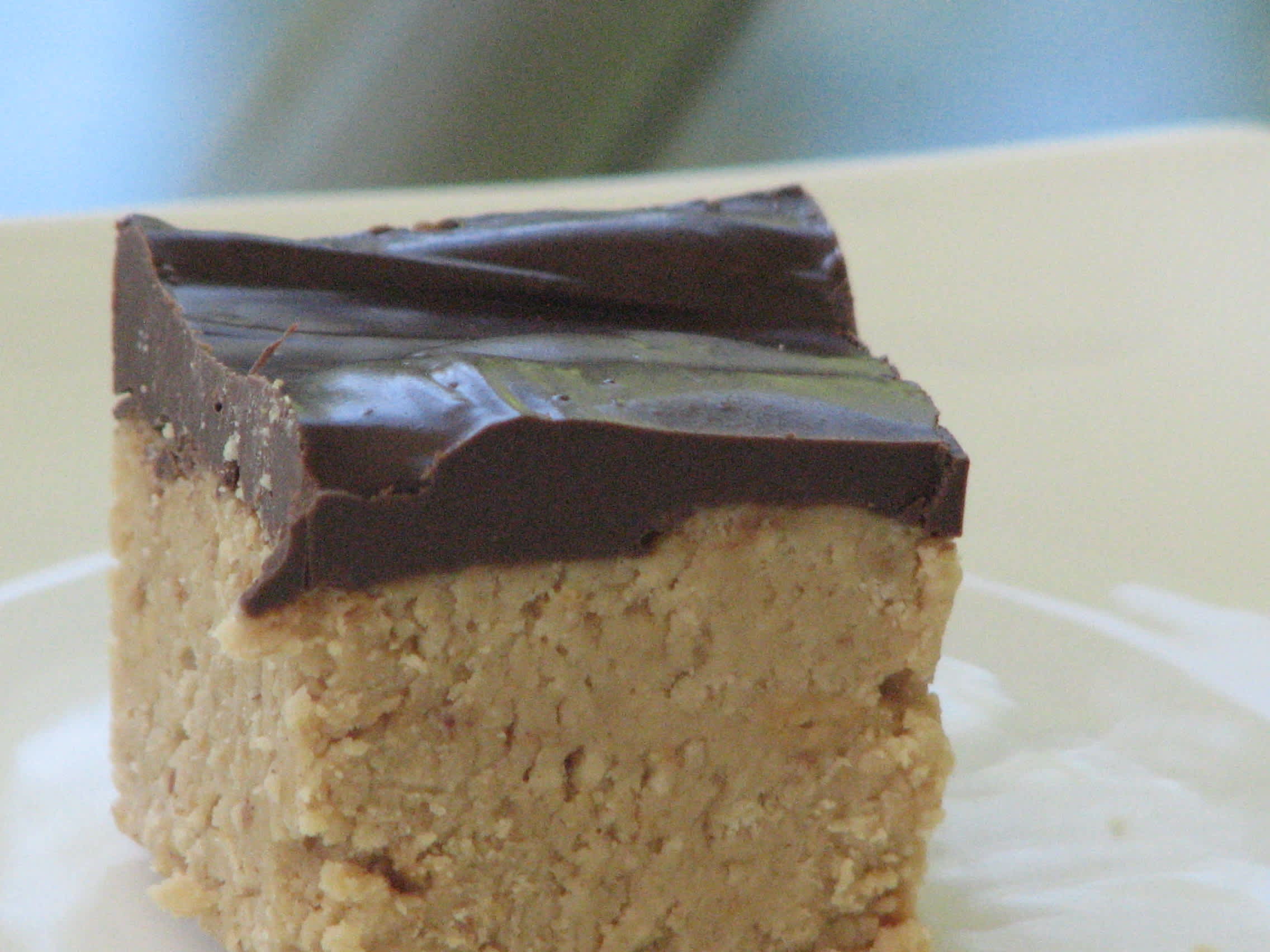 Reeses Squares - 5 Ingredients & No Bake (Reese's) Recipe - Food.com