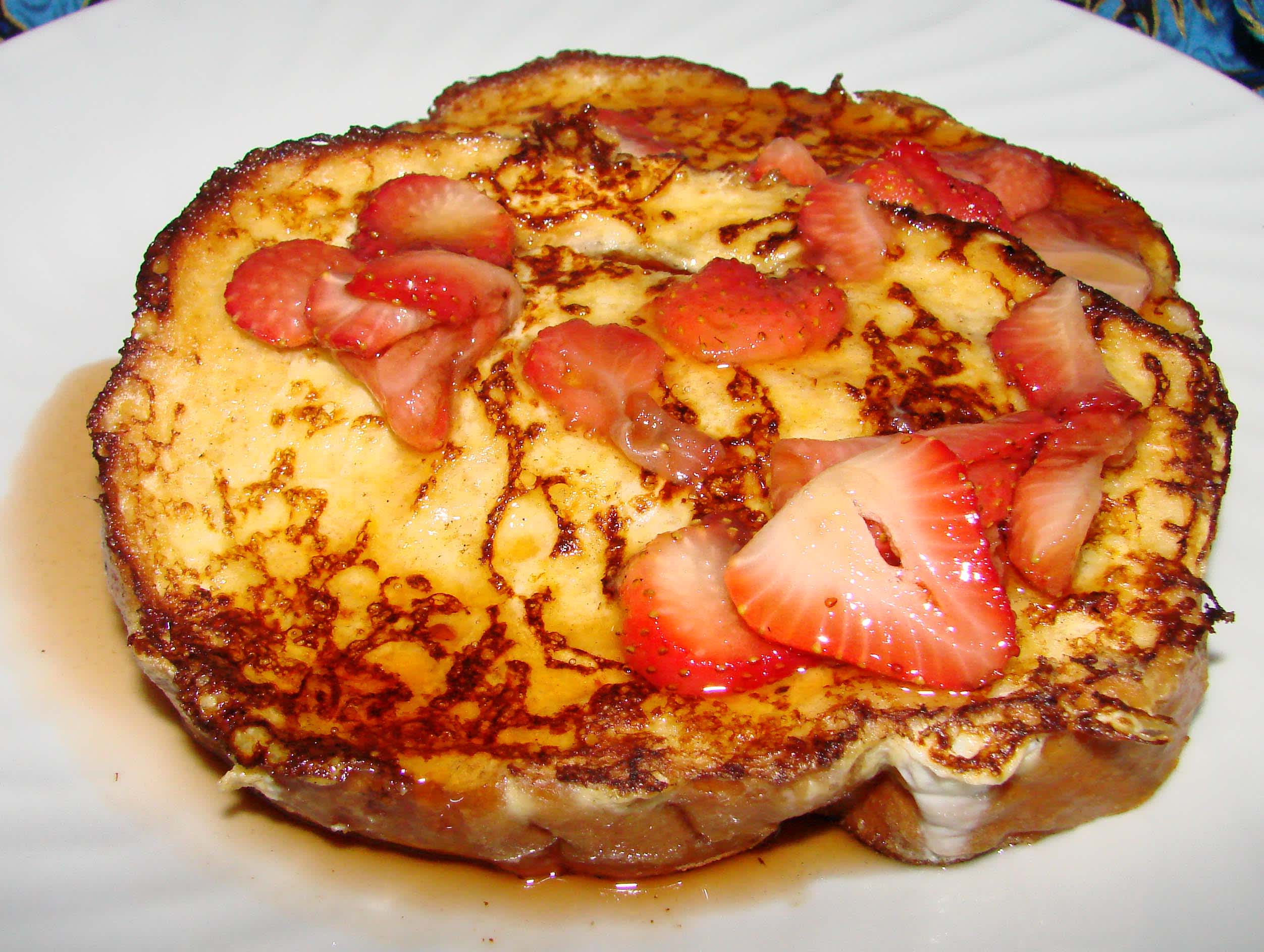 French Toast With Fresh Strawberry Syrup Recipe - Food.com
