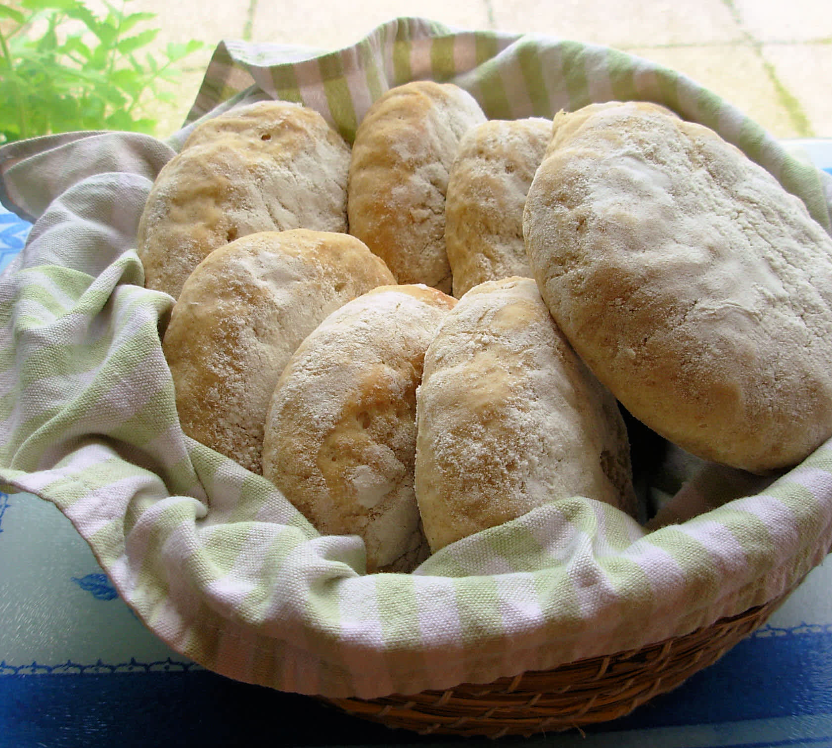 Scottish Baps - Soft Morning Bread Rolls Recipe - Food.com