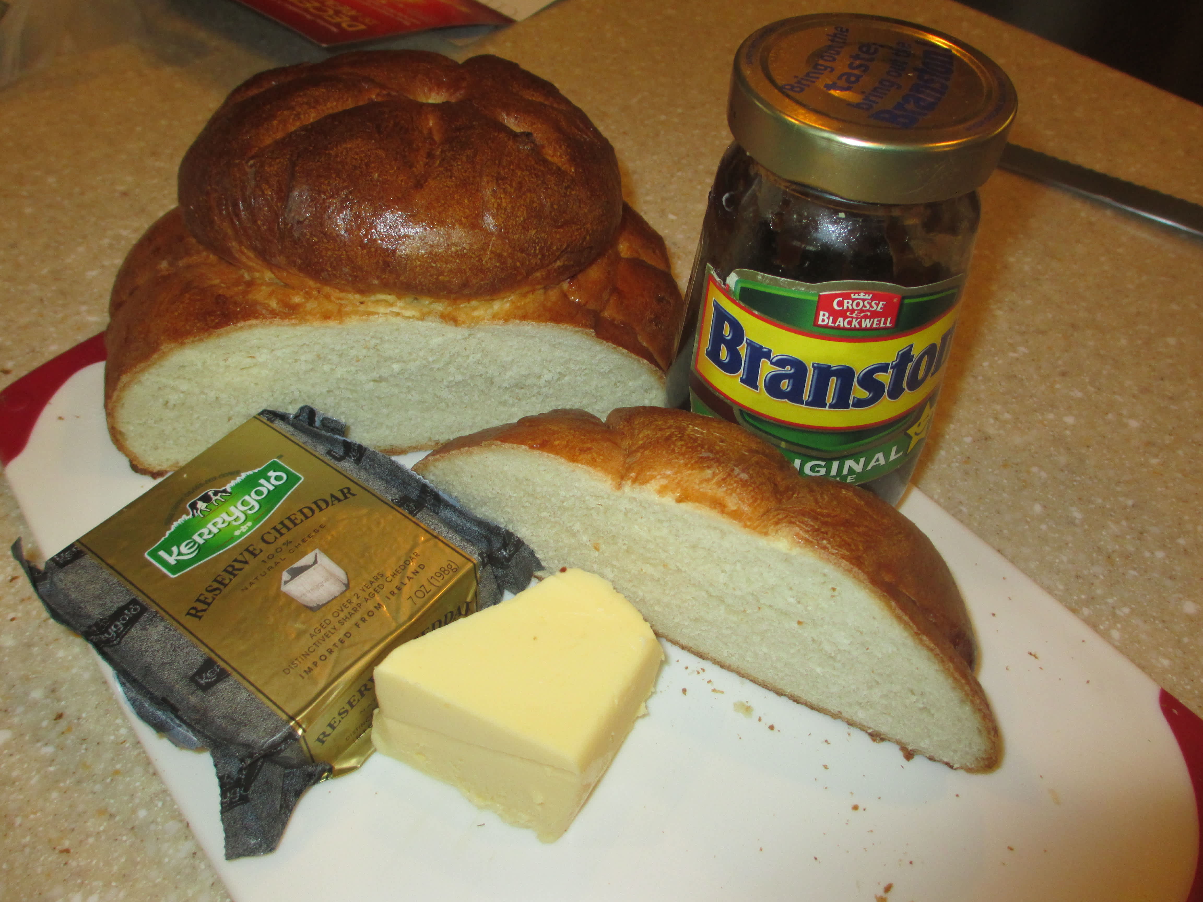 Traditional Cottage Loaf - Old Fashioned Rustic English Bread Recipe ...