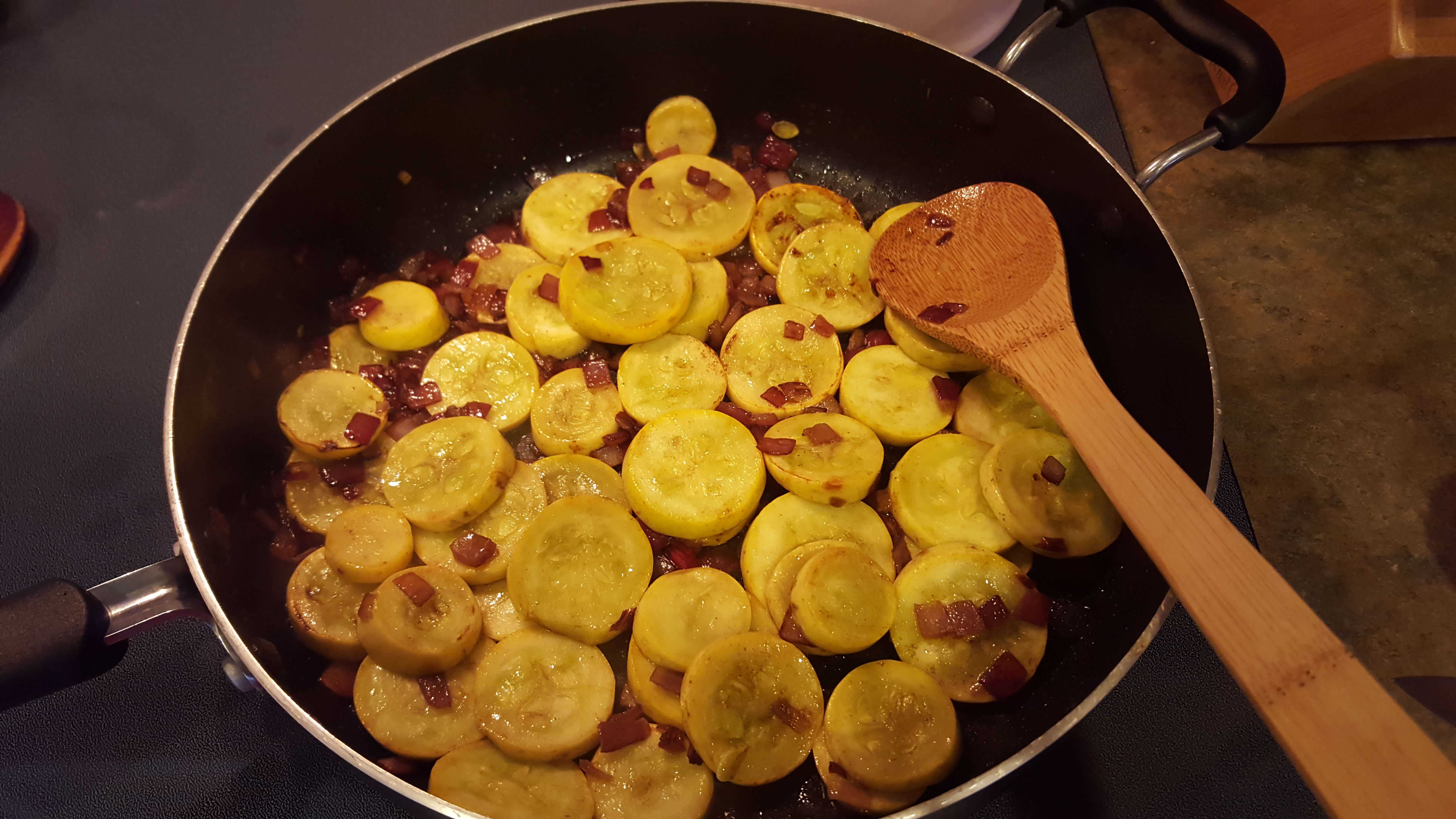 Bev's Sauteed Yellow Squash Recipe - Food.com