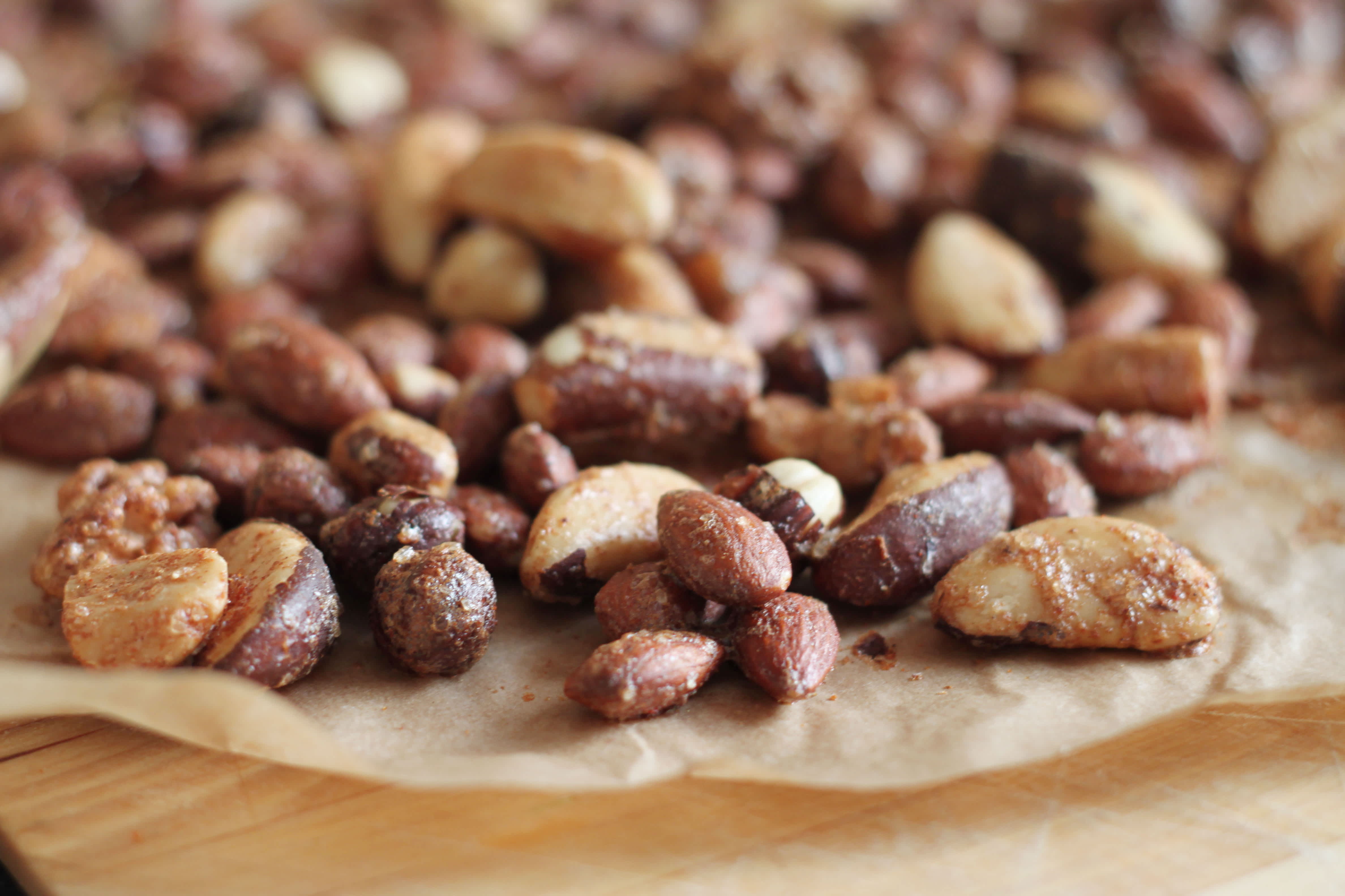 Sweet and Spicy Holiday Mixed Nuts Recipe - Food.com