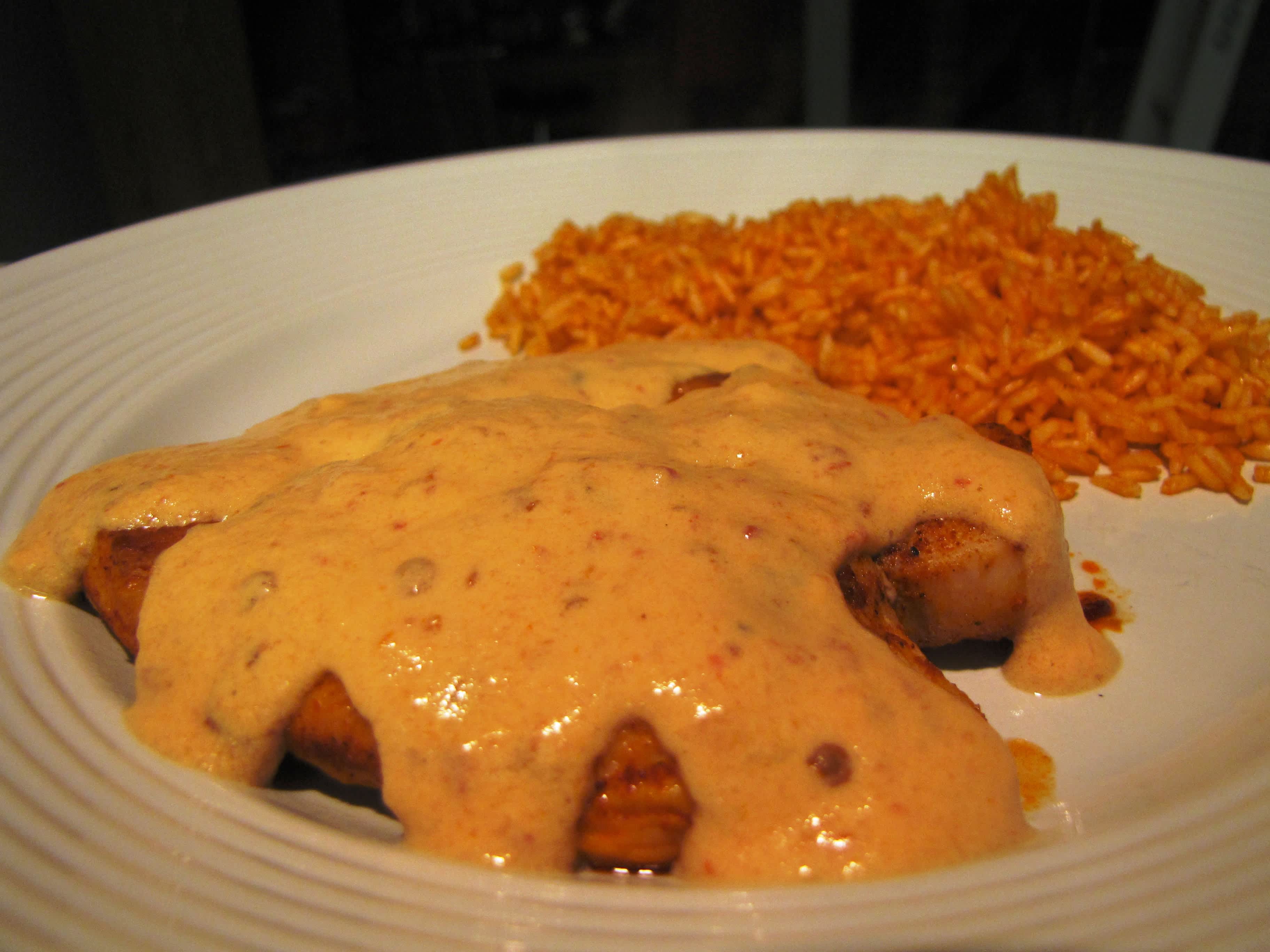 Chicken in Creamy Chipotle Sauce Recipe - Mexican.Food.com