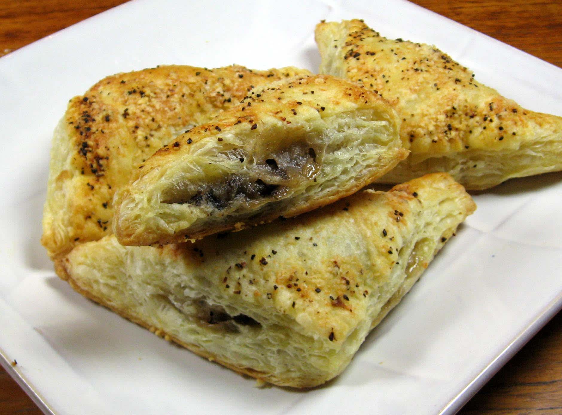 Amazing Mushroom Triangles Recipe - Food.com