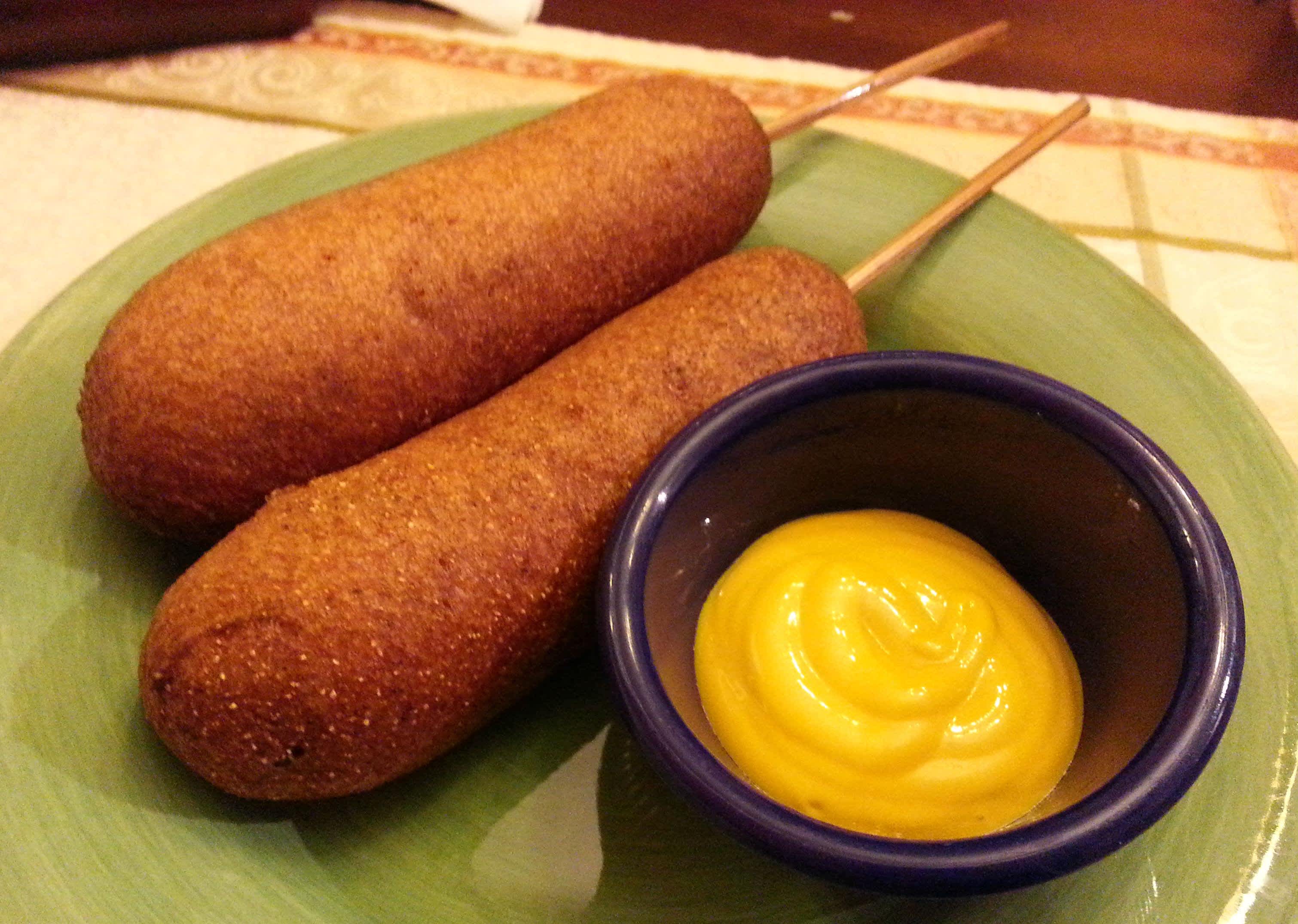 Pronto Pups aka Corn Dogs Recipe - Deep-fried.Food.com