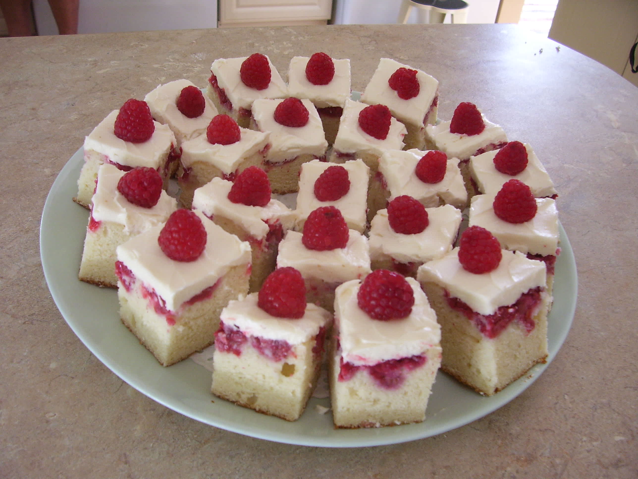 Raspberry Cake With Buttercream Icing Recipe - Food.com