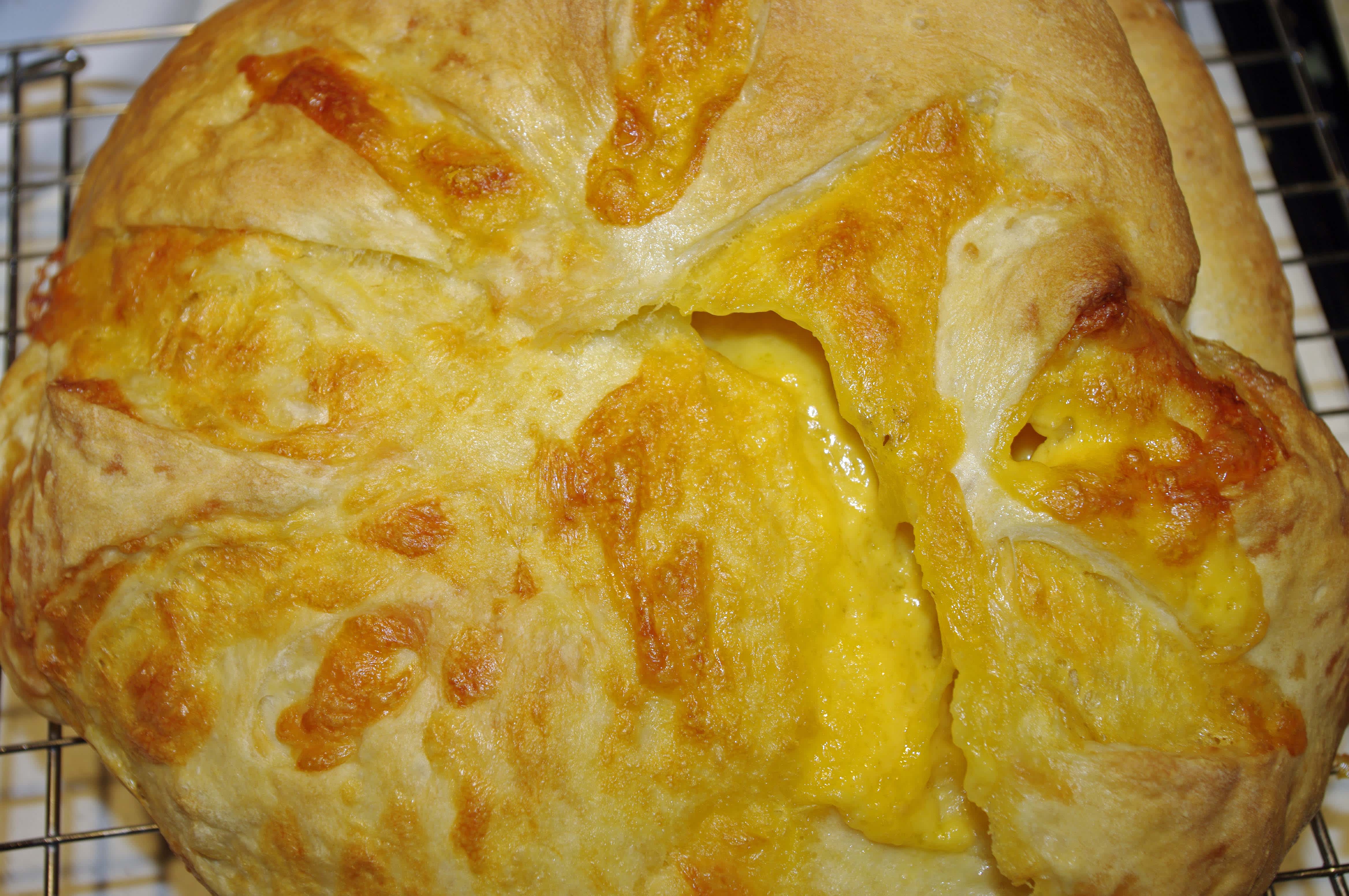 Cheddar Cheese Bread (Bread Machine Assisted) Recipe - Food.com