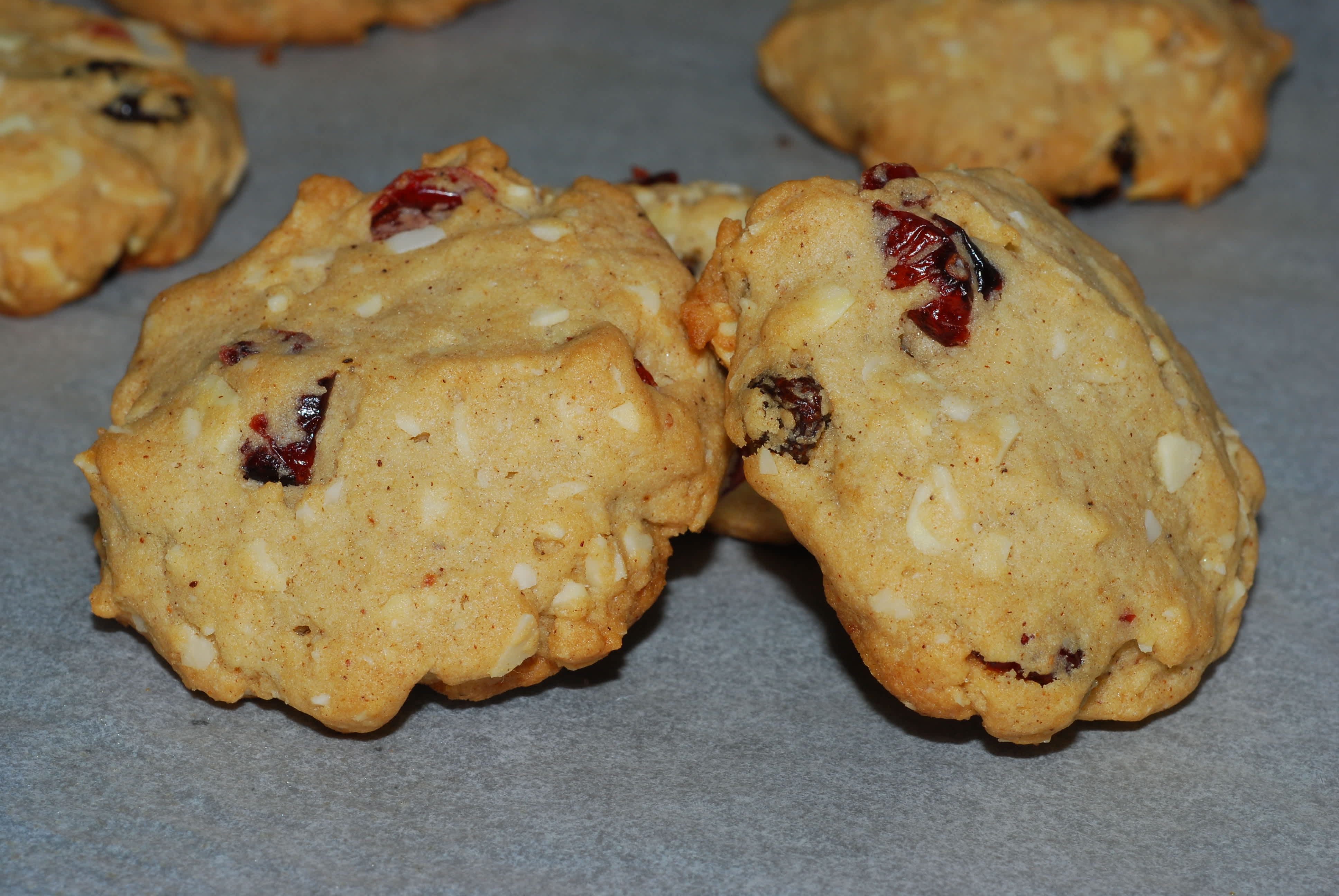 Almond-Raisin-Winter-Cookies Recipe - Food.com