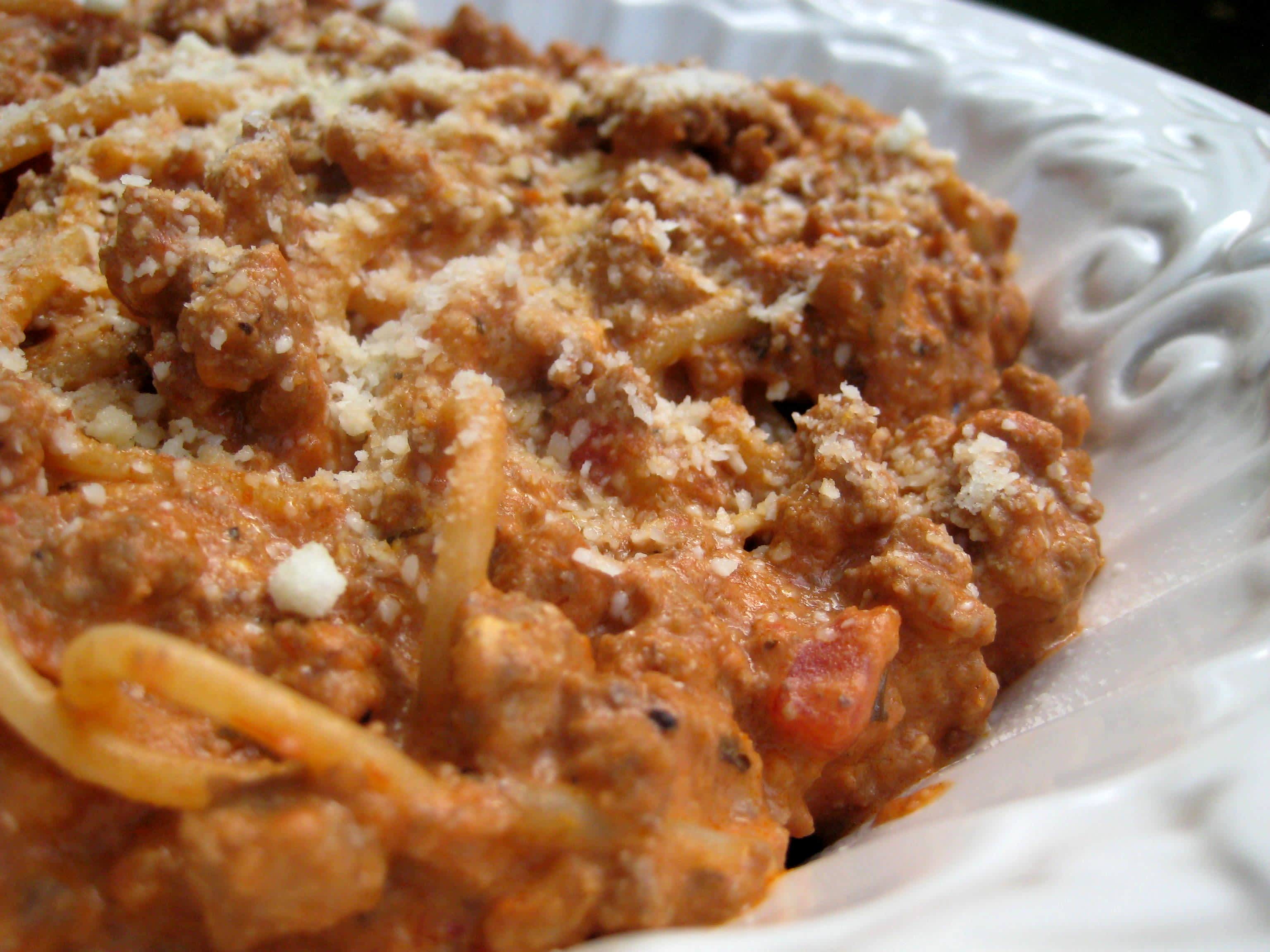 philadelphia in spaghetti bolognese