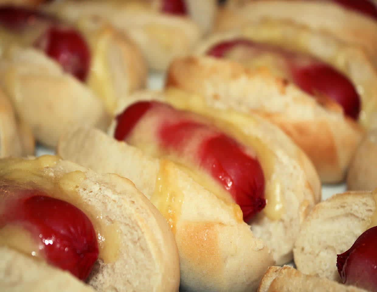 tiny hot dog buns
