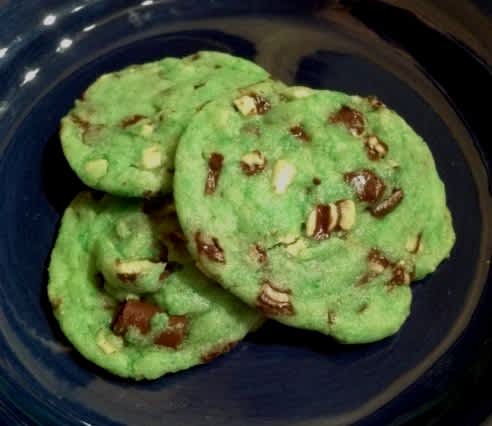 Green Mint Chocolate Chip Cookies Recipe - Food.com