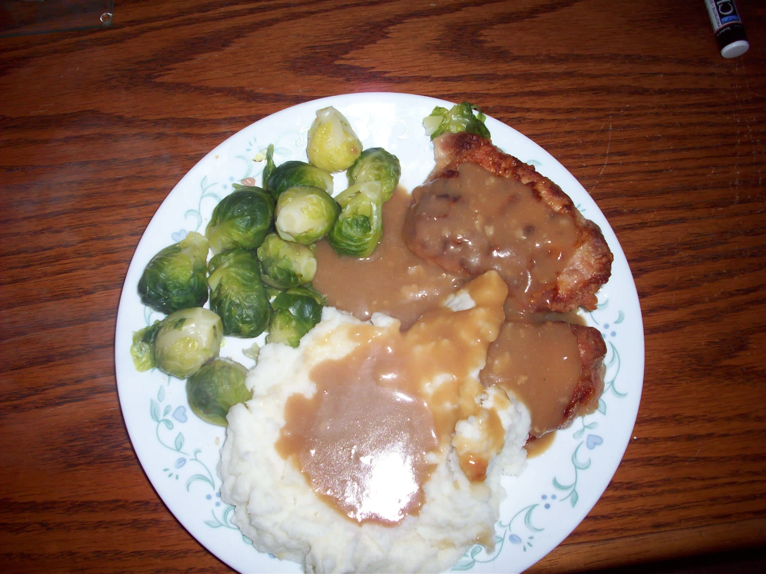 Slow Cook Down Home Pork Chops and Gravy Recipe - Food.com