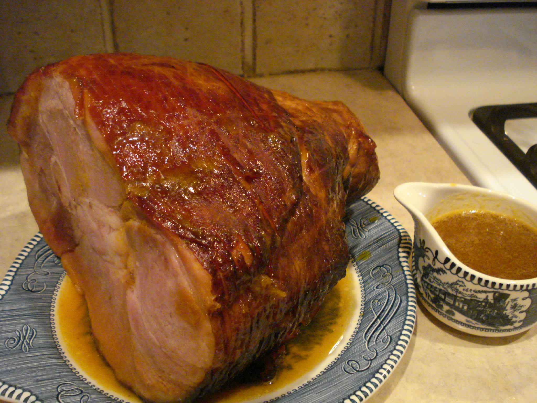 How to Cook a Holiday Ham Step-by-Step - Food.com