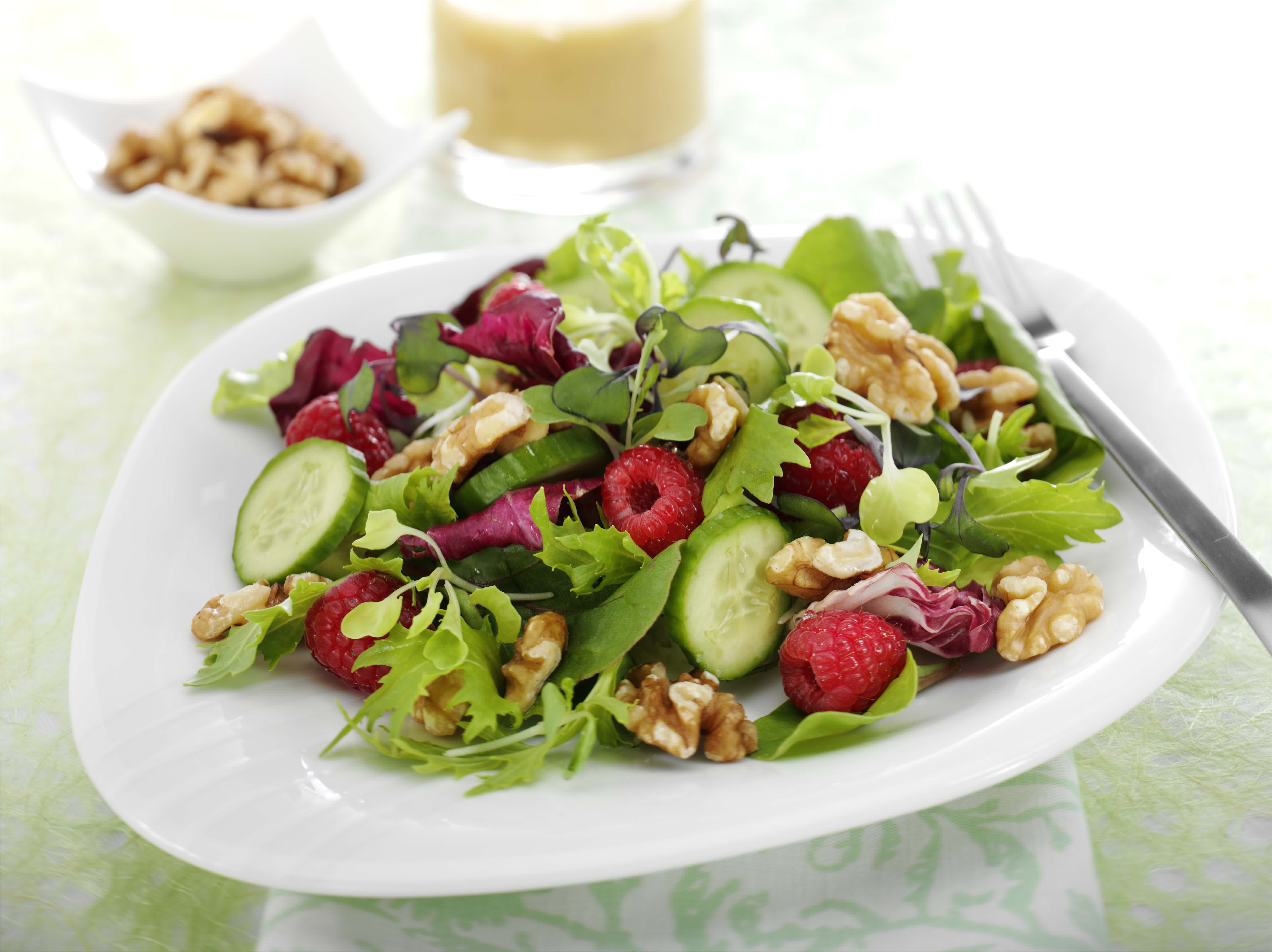 Raspberry Walnut Salad Recipe - Food.com
