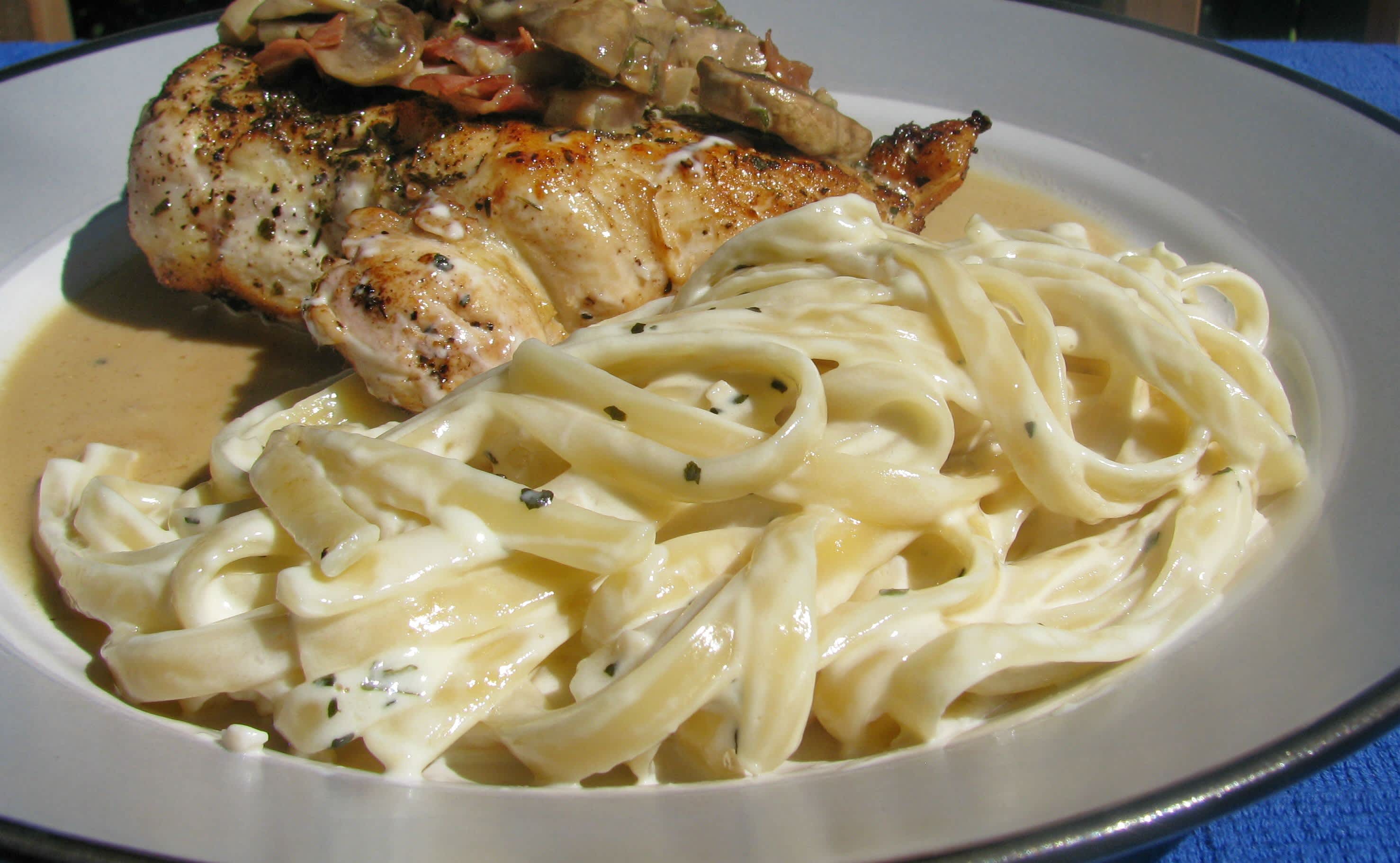 Linguini Alfredo Recipe - Italian.Food.com