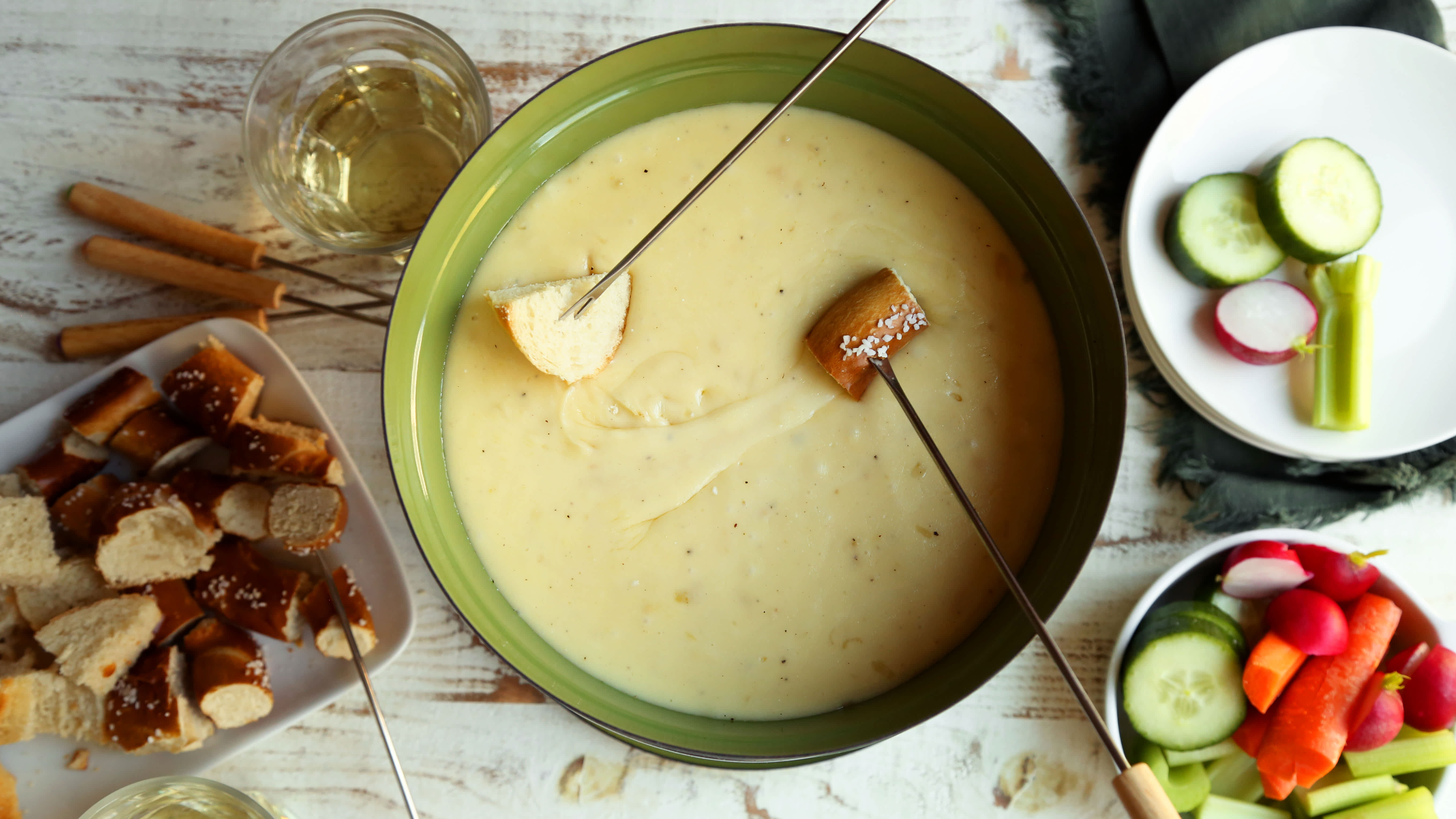 Authentic Original Traditional Swiss Fondue (Old World Recipe) Recipe ...