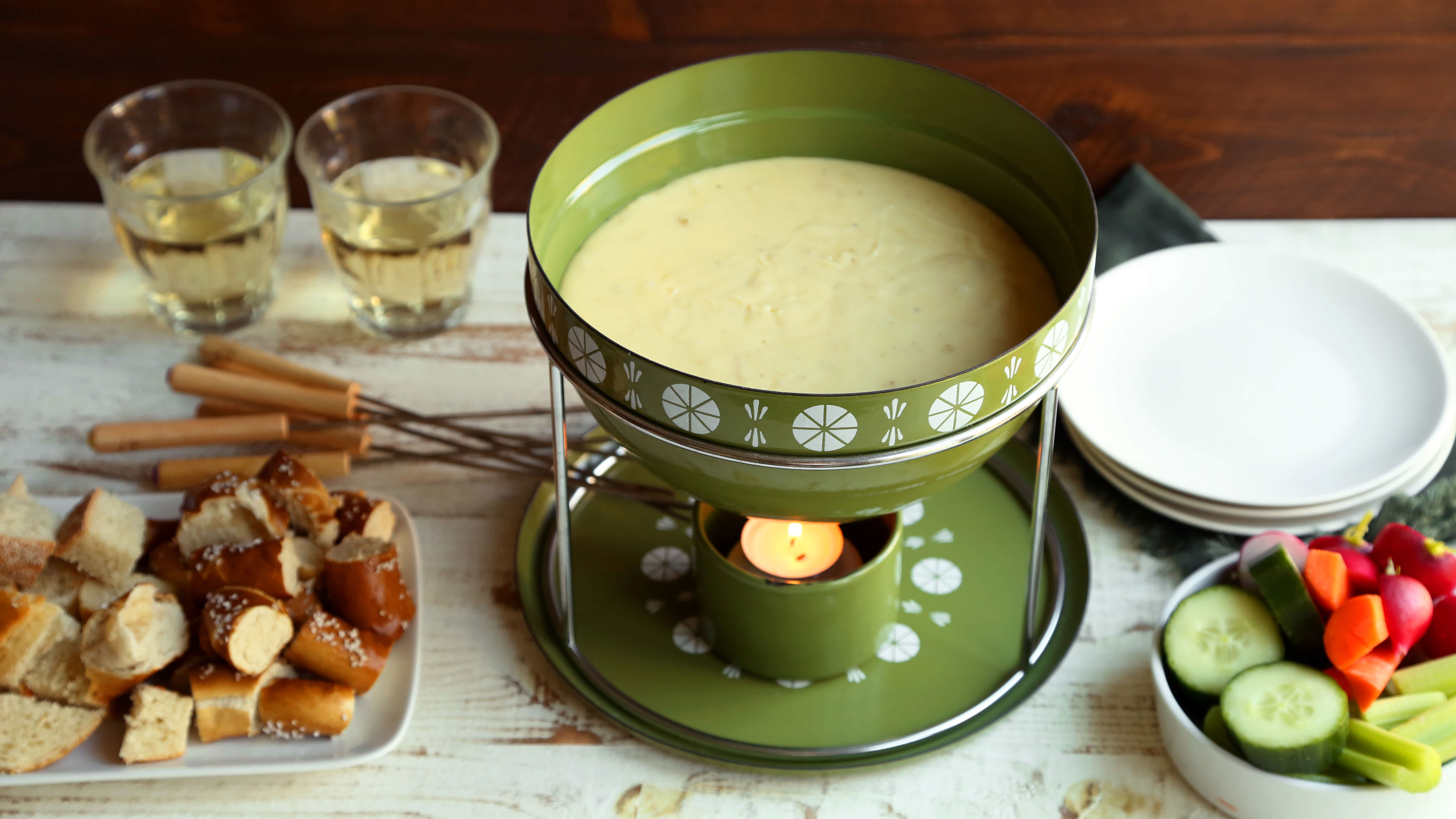 Authentic Original Traditional Swiss Fondue (Old World Recipe) Recipe ...