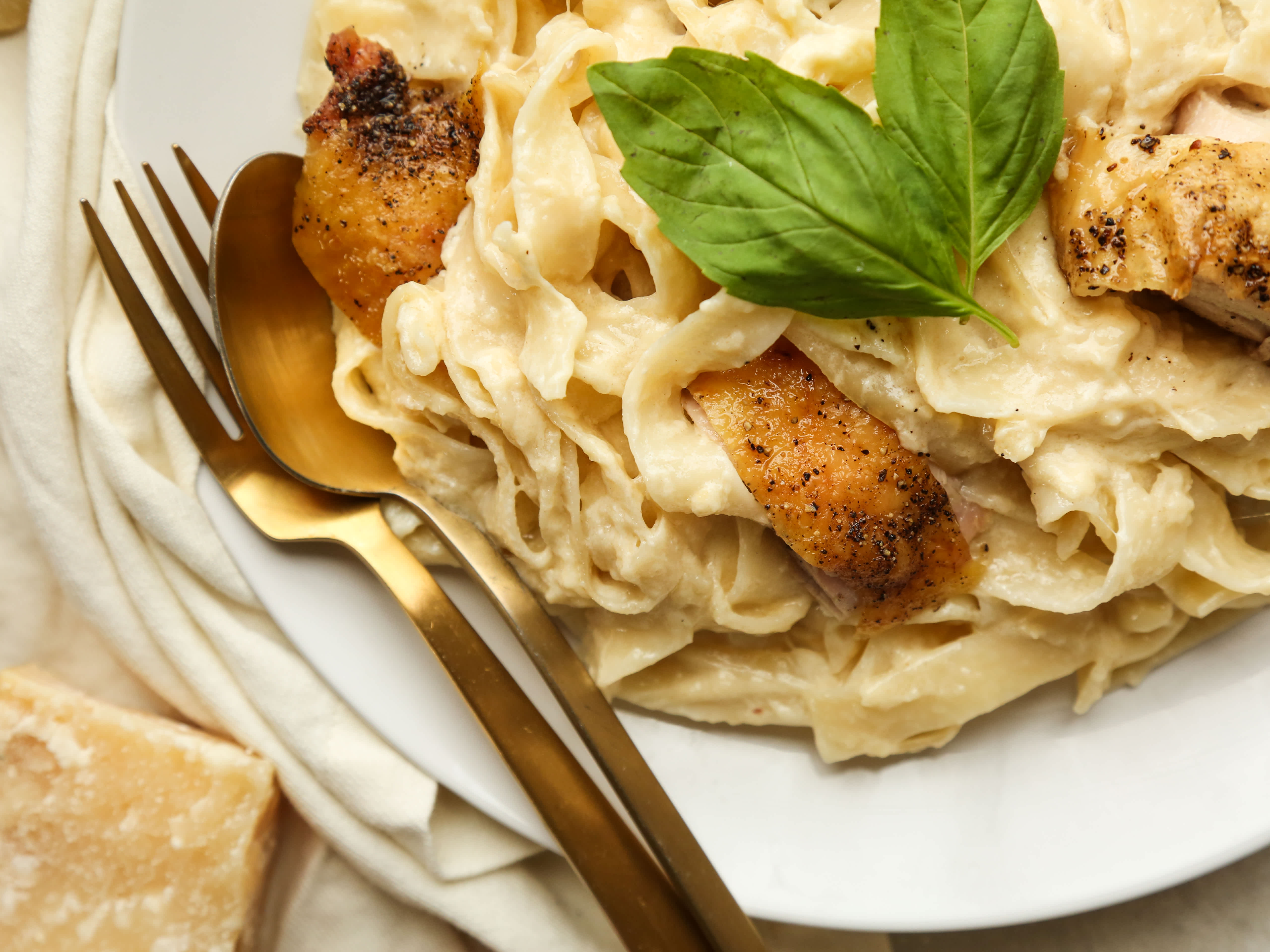 Chicken Fettuccine Alfredo from Adventures in Chicken Recipe - Food.com