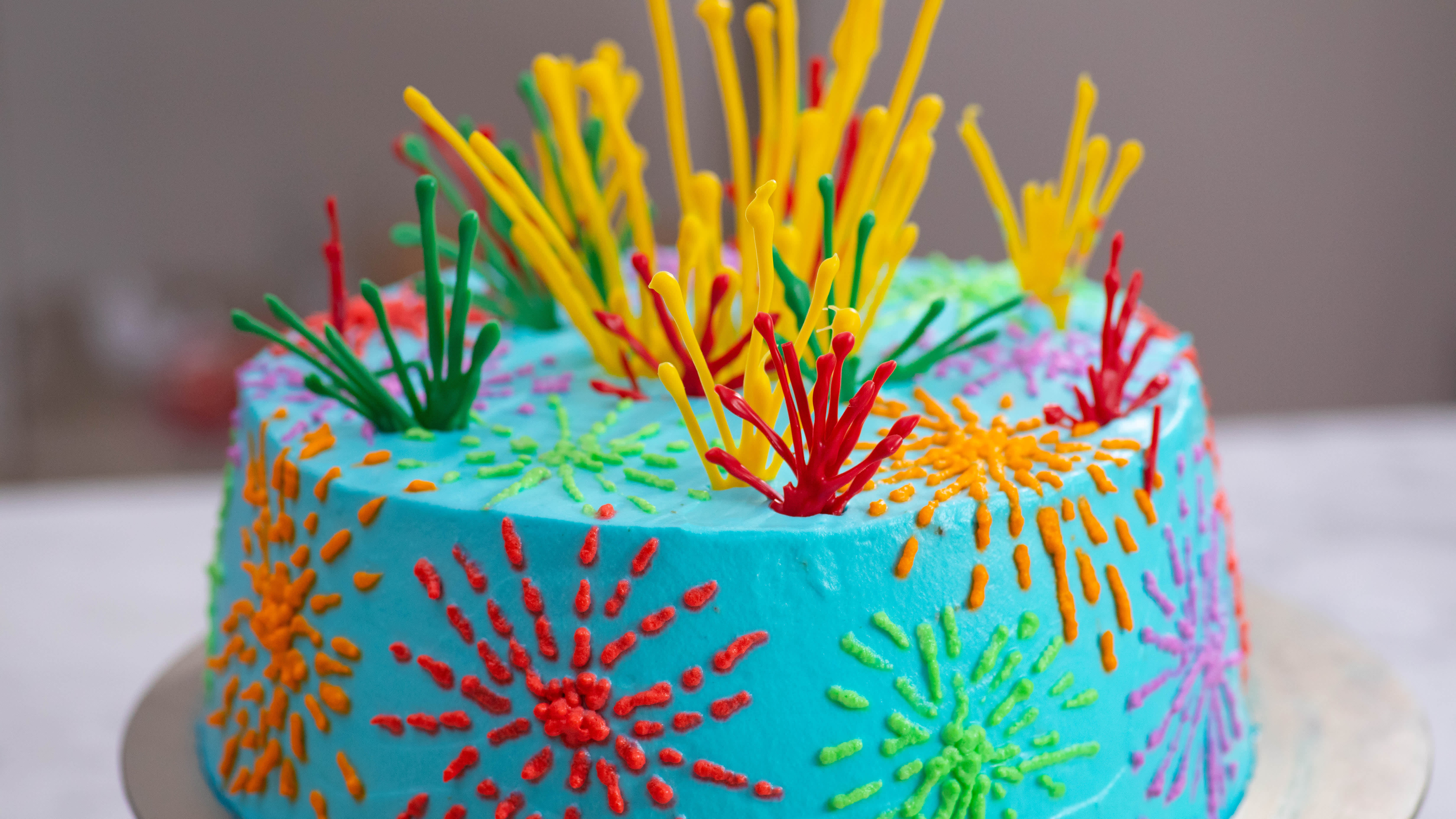 cake fireworks