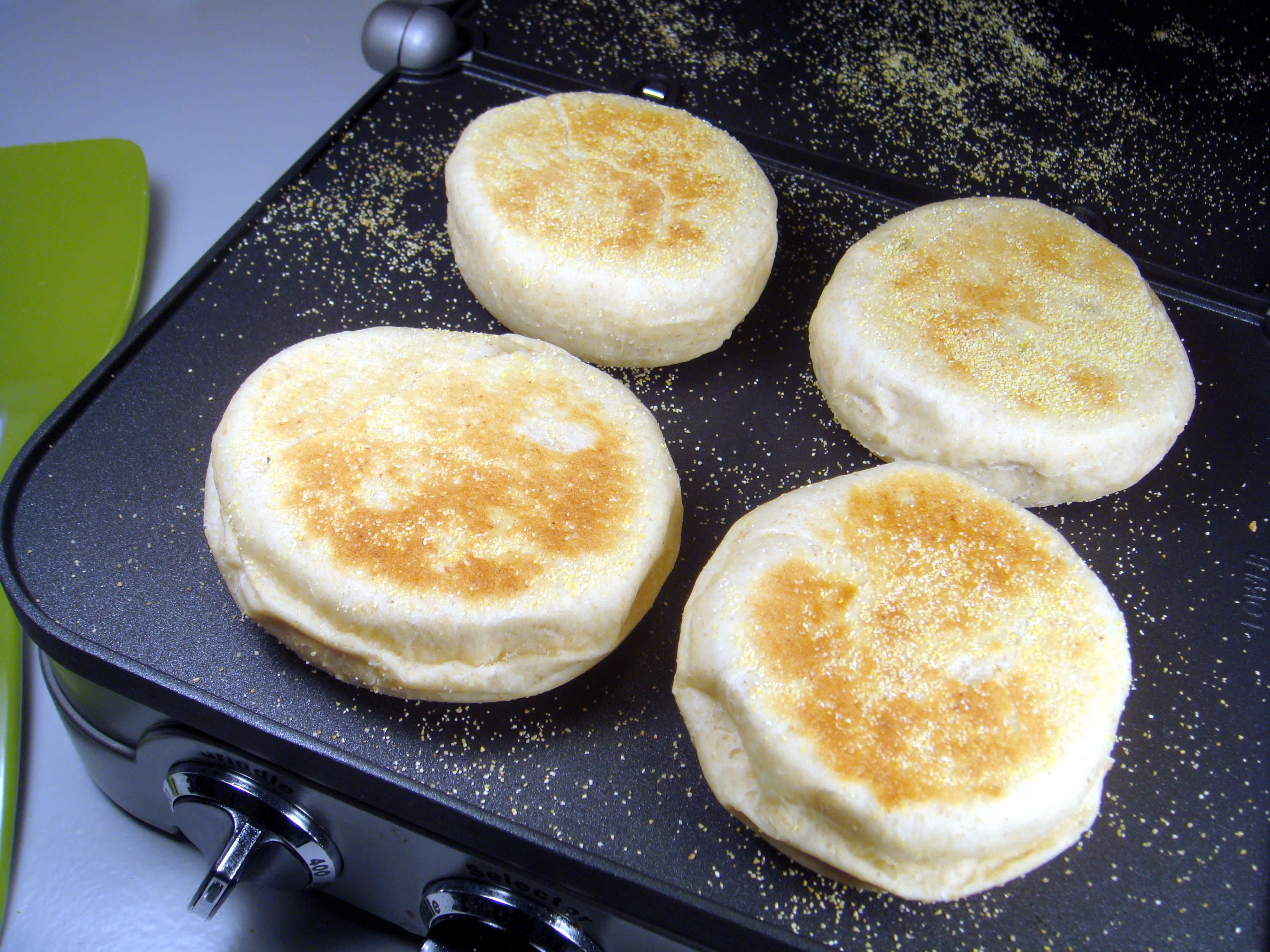 English Muffins (Bread Machine Method). Recipe - Food.com