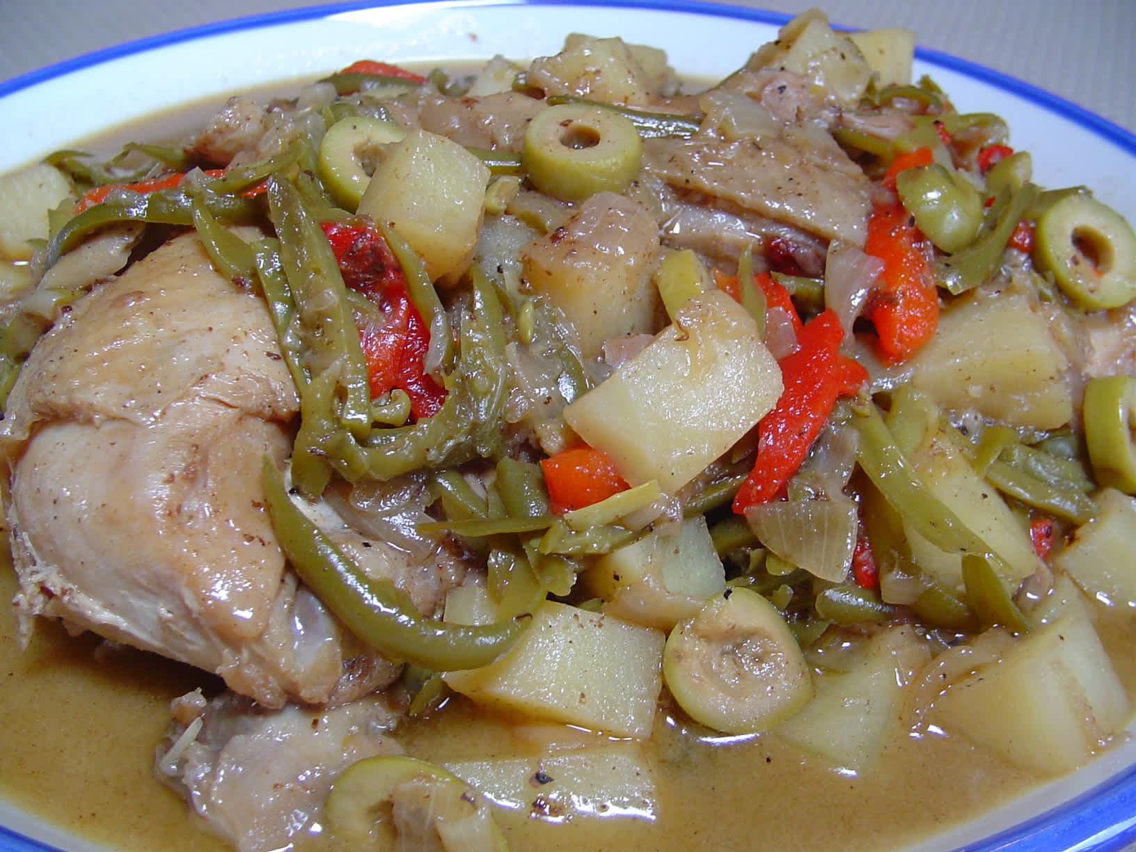 CUBAN CHICKEN STEW (Guisado De Pollo) Recipe - Food.com