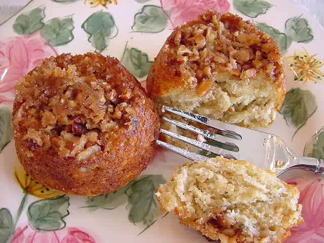 Caramel Pecan Upside-Down Muffins Recipe - Food.com