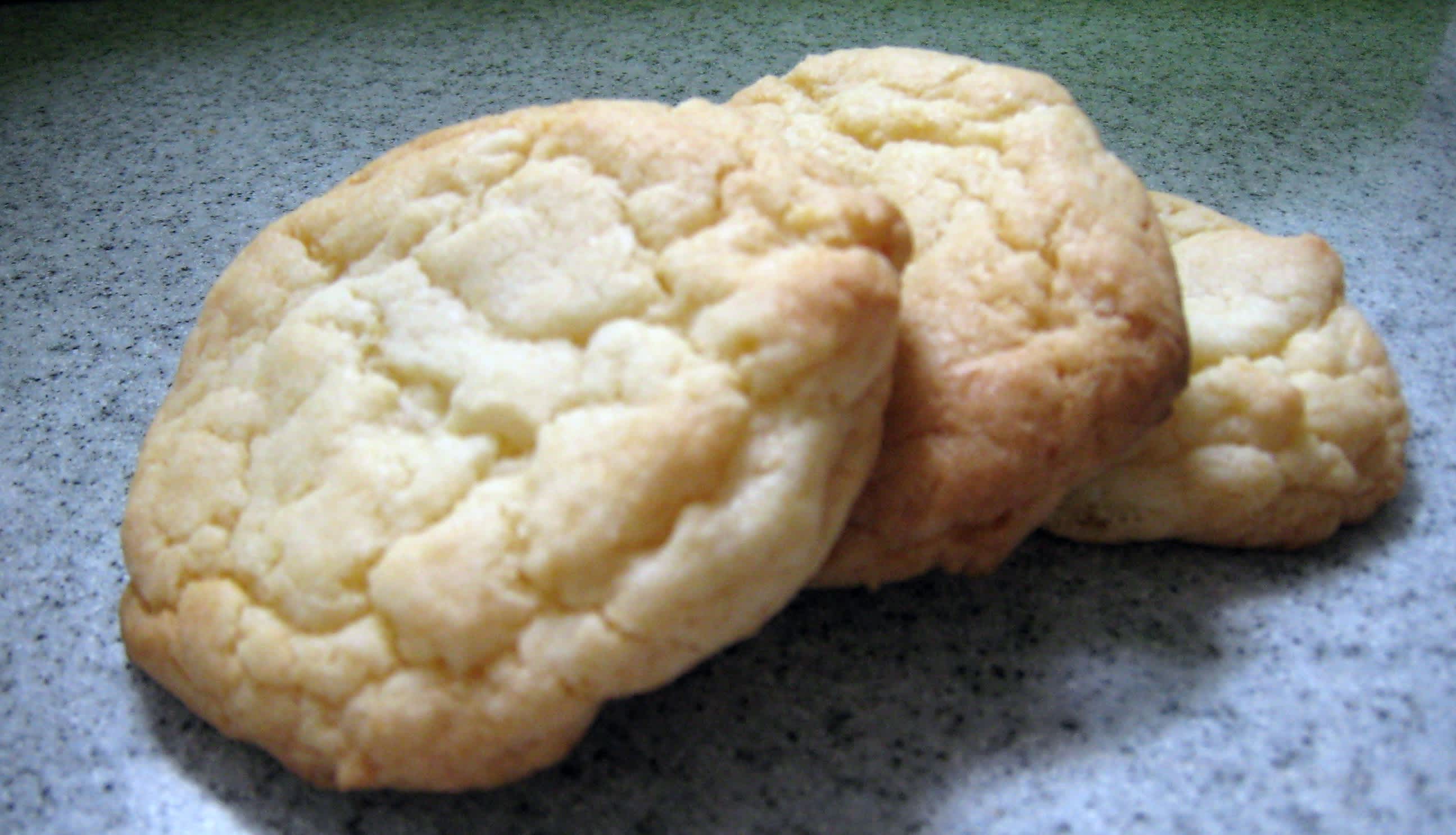 Heloise's Cake Mix Cookies Recipe - Food.com