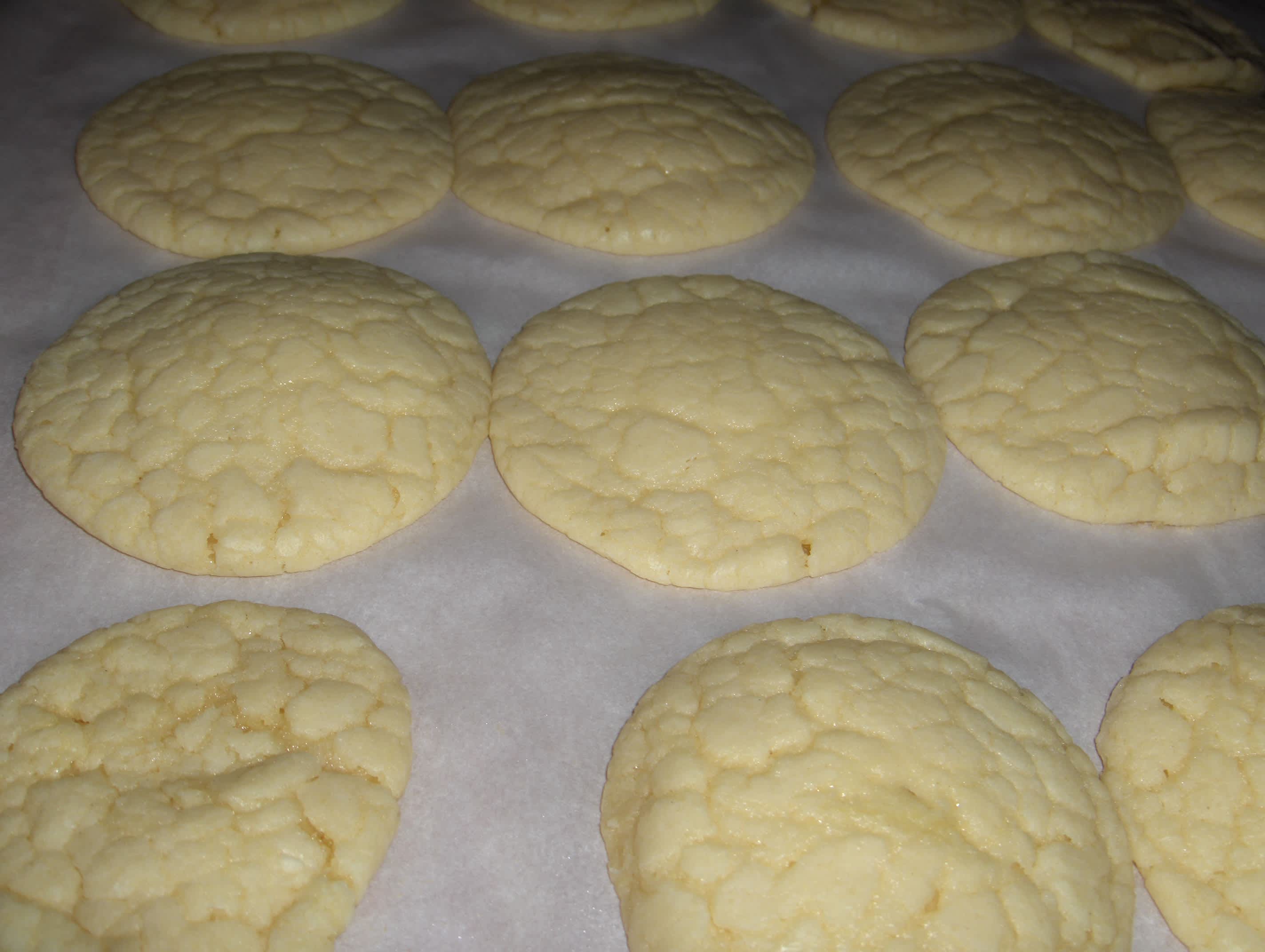 Heloise's Cake Mix Cookies Recipe - Food.com