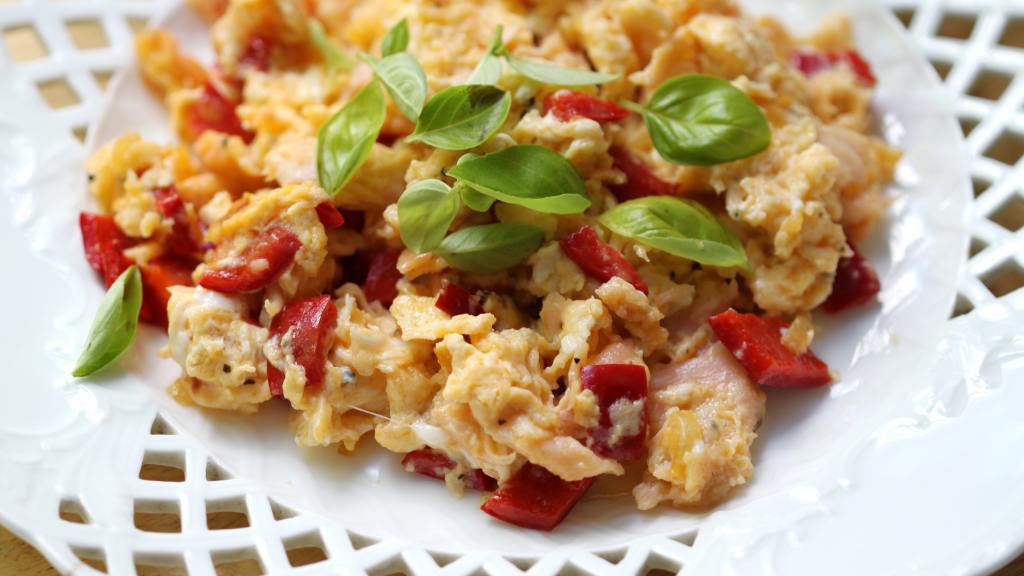 Leo - Lox, Eggs and Onions (My Version With Red Bell Peppers) Recipe ...