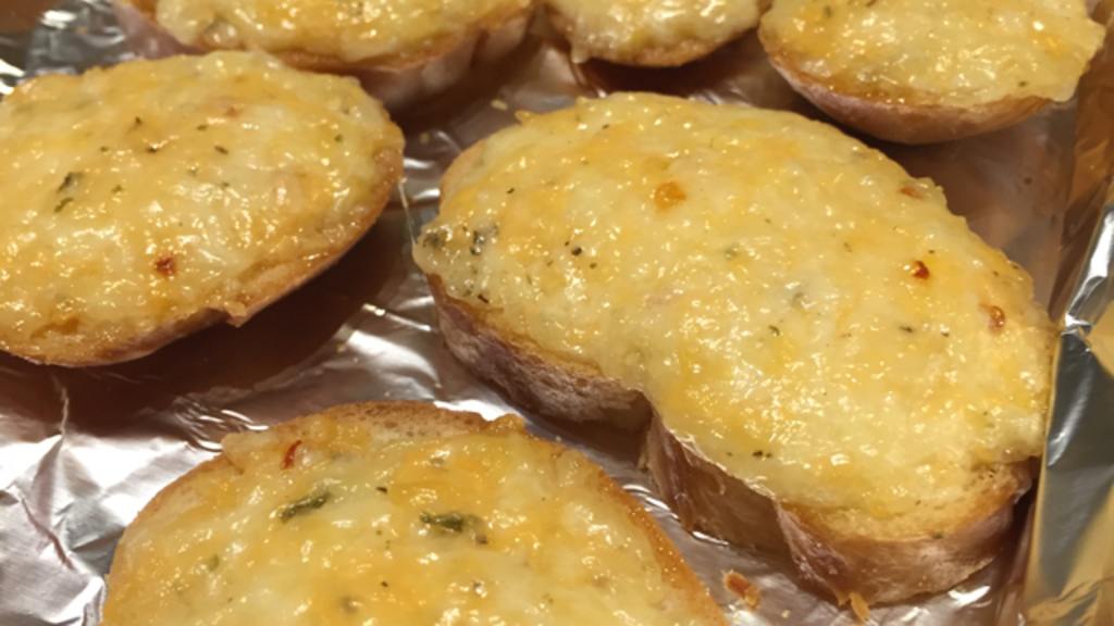 Cheesy French Bread Recipe - Food.com