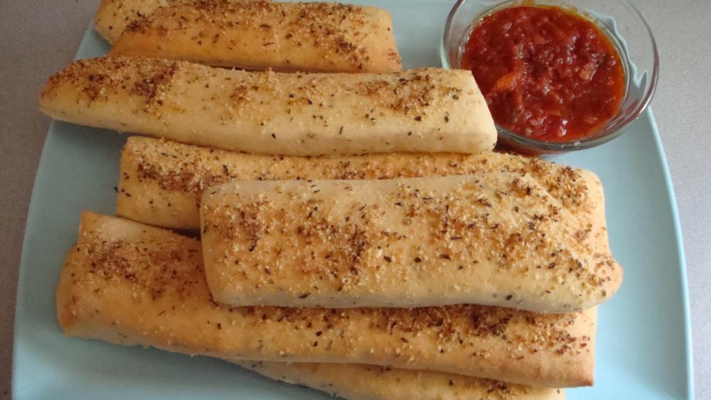 Breadsticks - Pizza Hut Style Recipe - Food.com