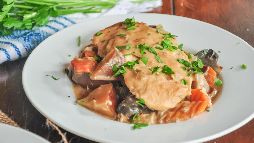 Easy & Yummy Slow Cooker Chicken Recipe - Food.com