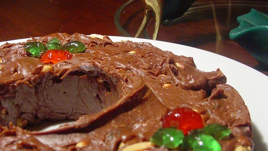 Five Minute Goober and Raisinette Fudge Wreath - Rachael Ray Recipe ...