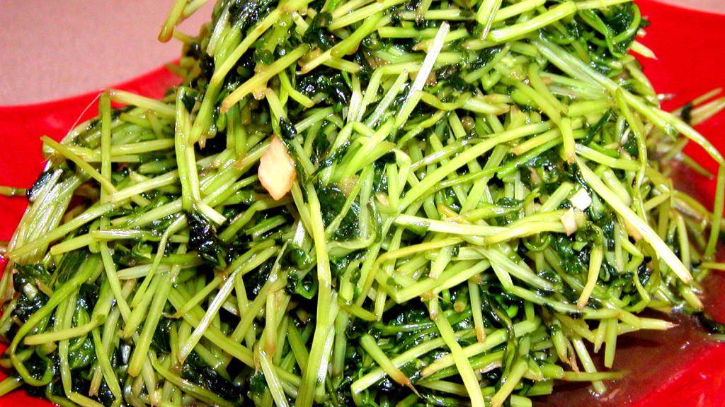 Pea Shoots (Stir-Fried Pea Shoots -- Chow Dau Miu) Recipe - Food.com