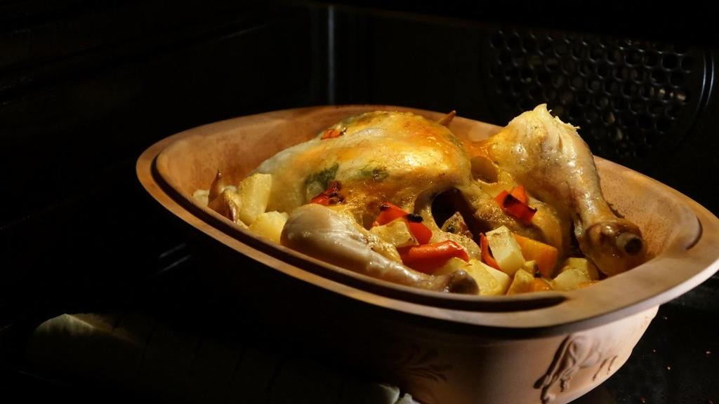 Clay Pot Chicken With Garlic Carrots and Potatoes Recipe - Food.com