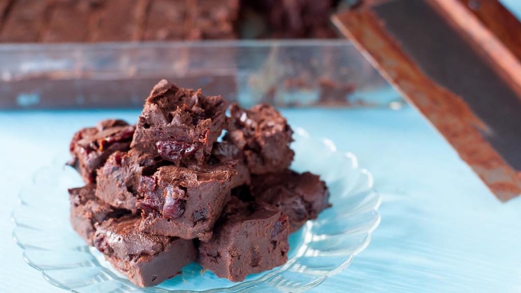 Michigan Cherry Dark Chocolate Fudge Recipe - Food.com