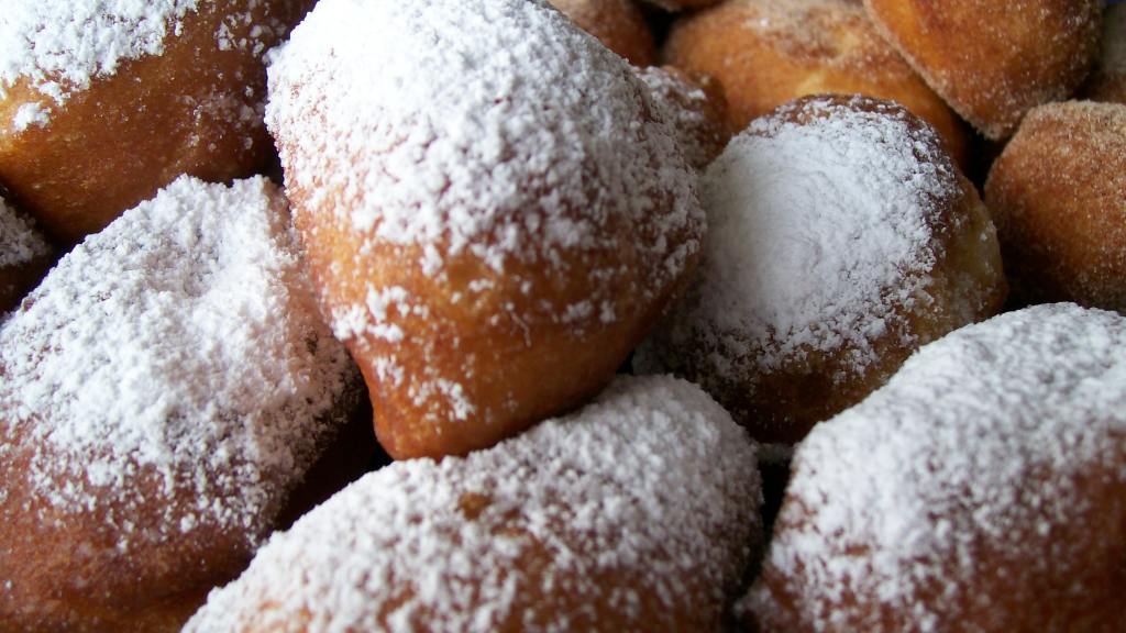 Beignets for Ze' Lay- Zay! (Lazy) Recipe - Food.com