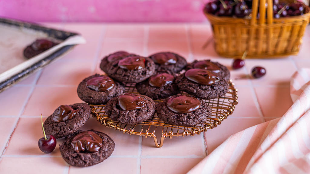 Chocolate Cherry Cookies Recipe - Food.com